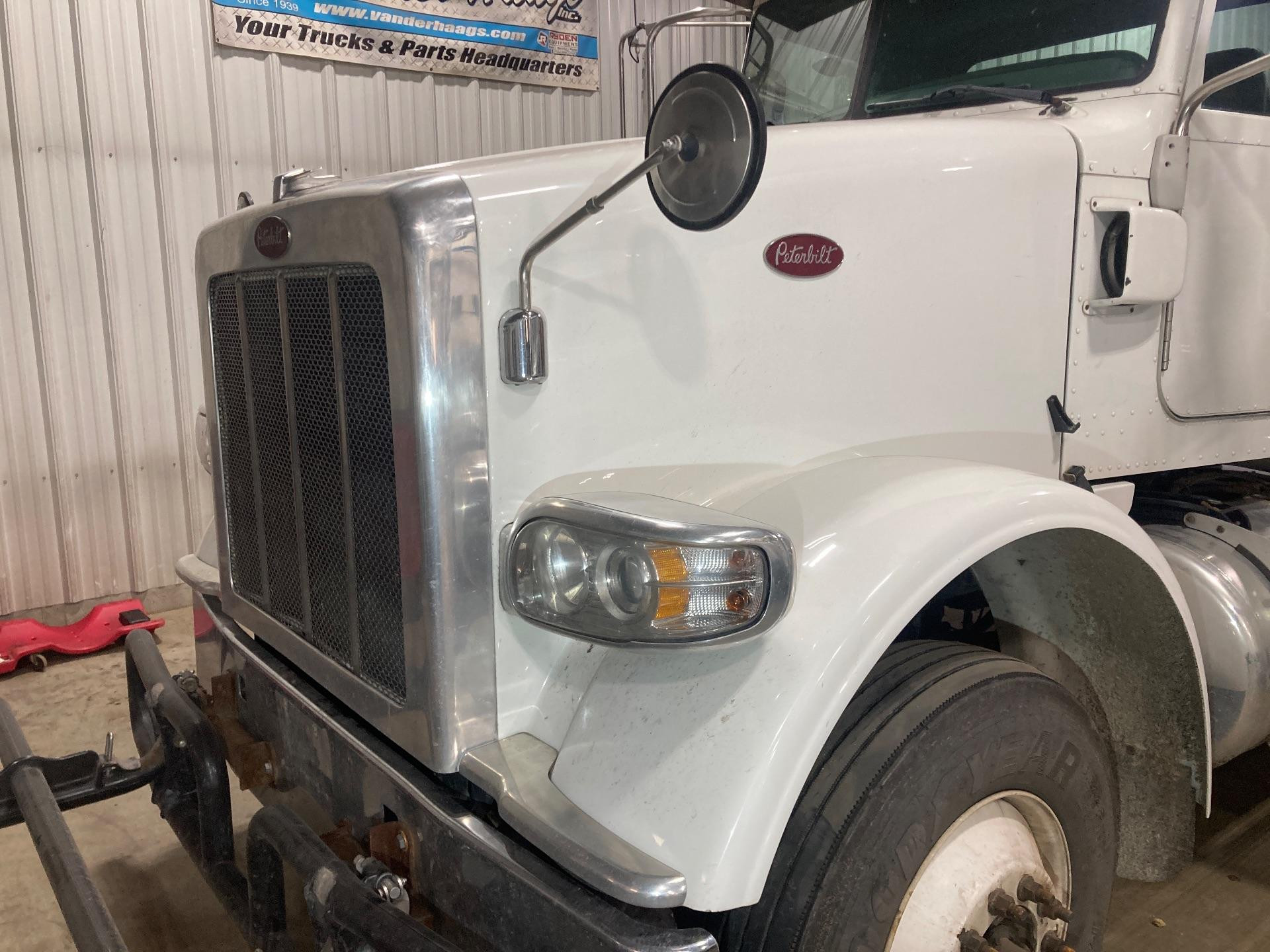 L79-6054 | Peterbilt 367 Hood for Sale