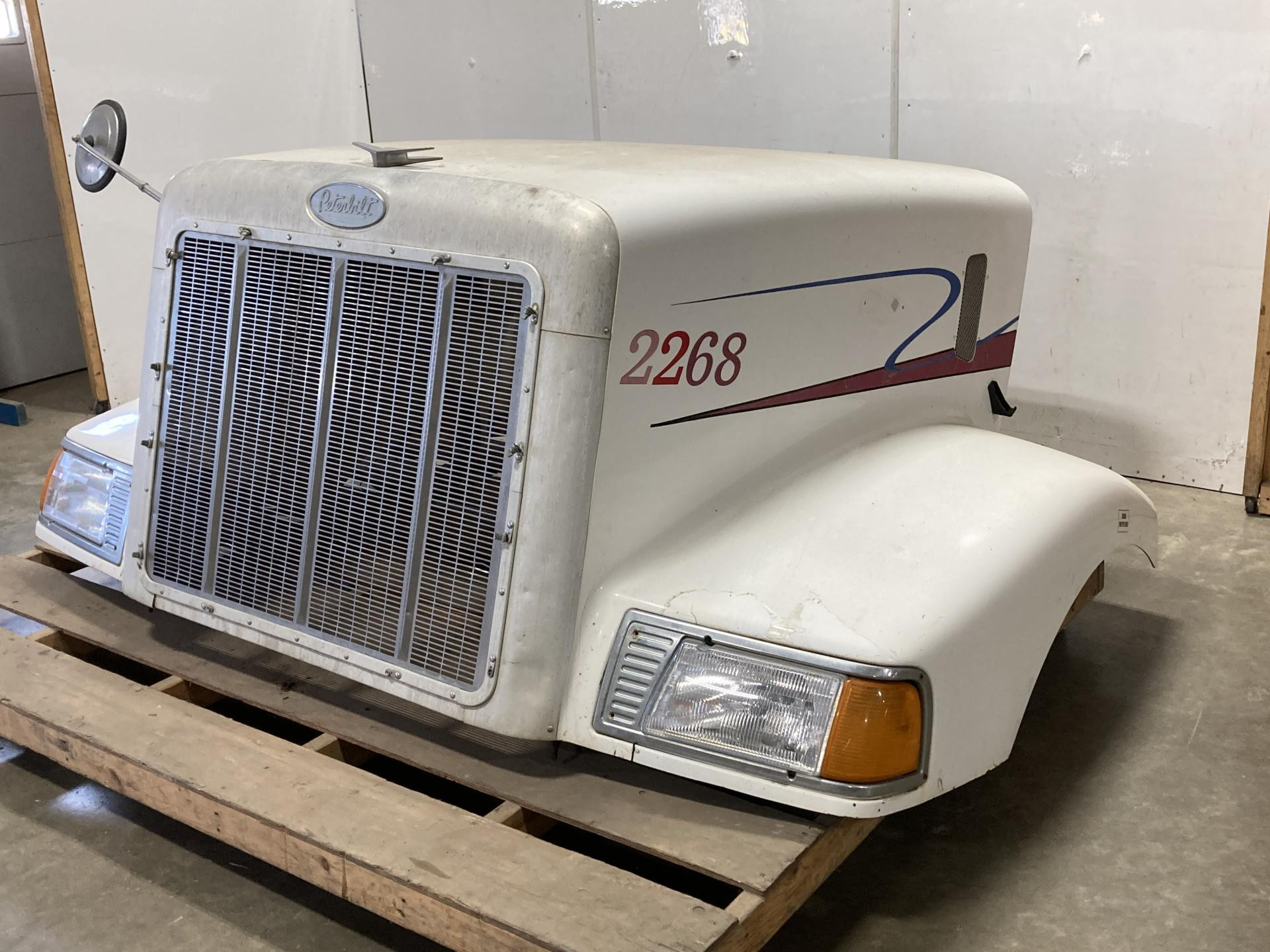 Peterbilt 377 Hood for Sale