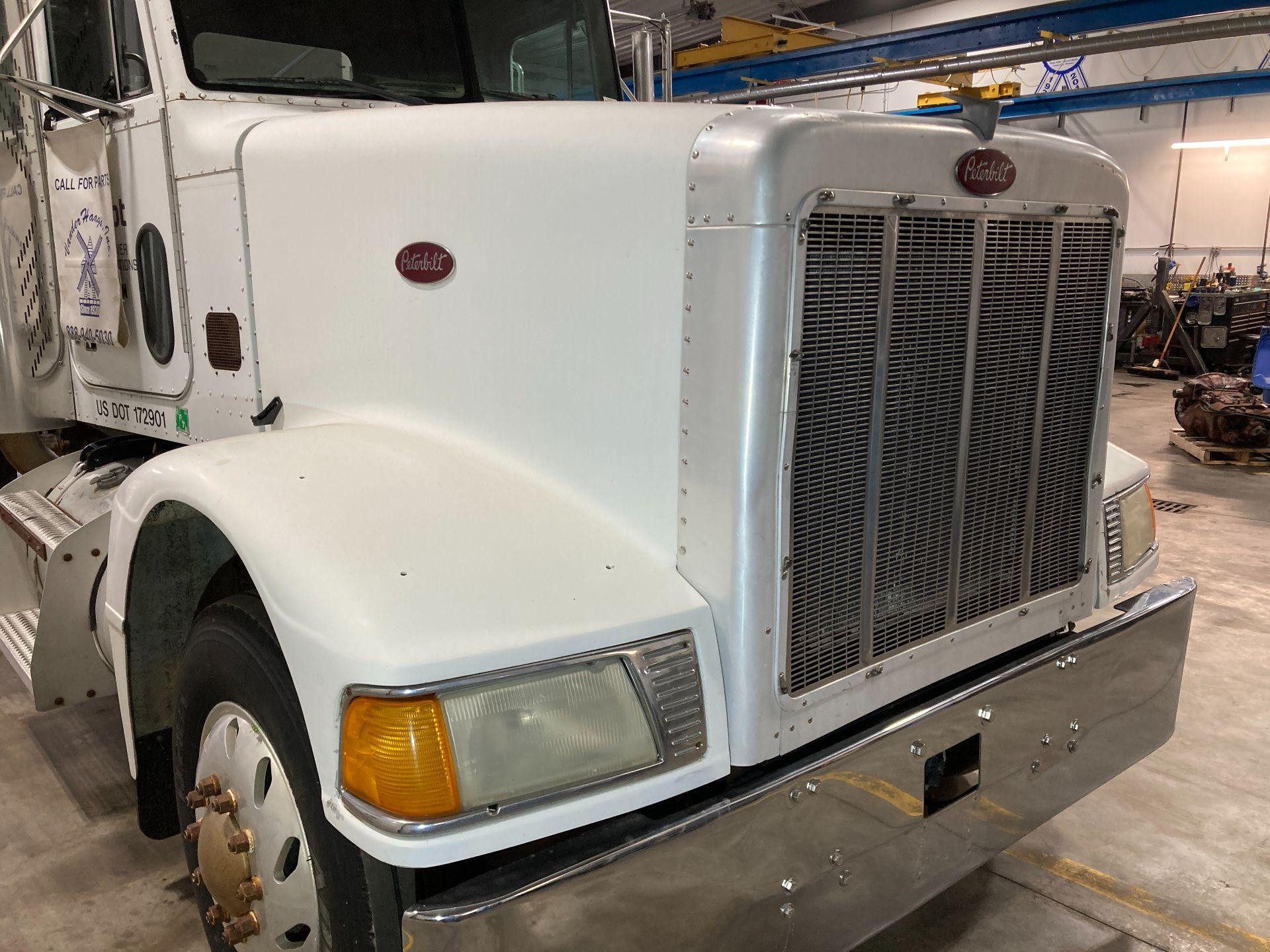 Peterbilt 377 Hood for Sale