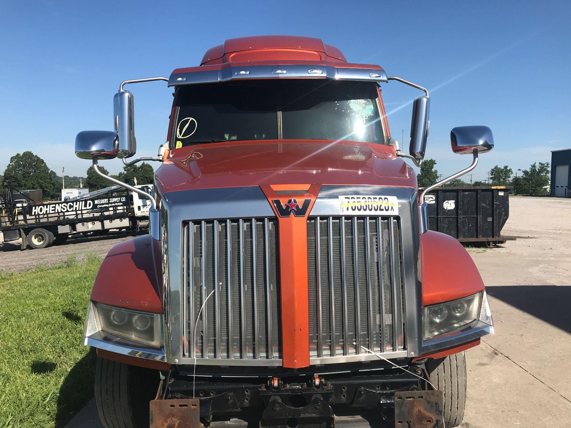 Western Star Trucks 5700 Hood for Sale