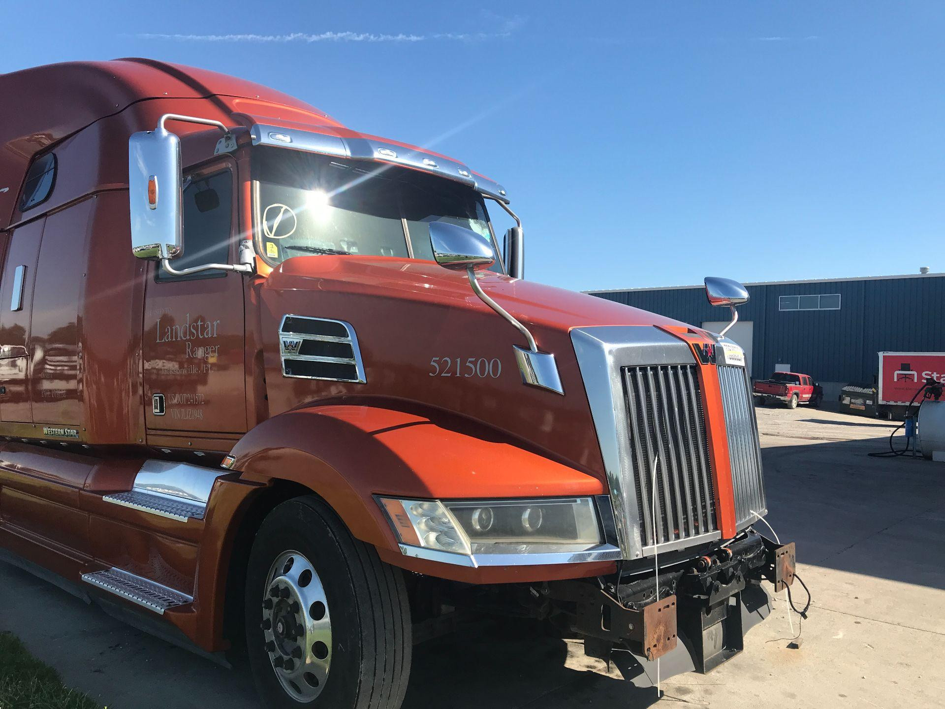 Western Star Trucks 5700 Hood for Sale