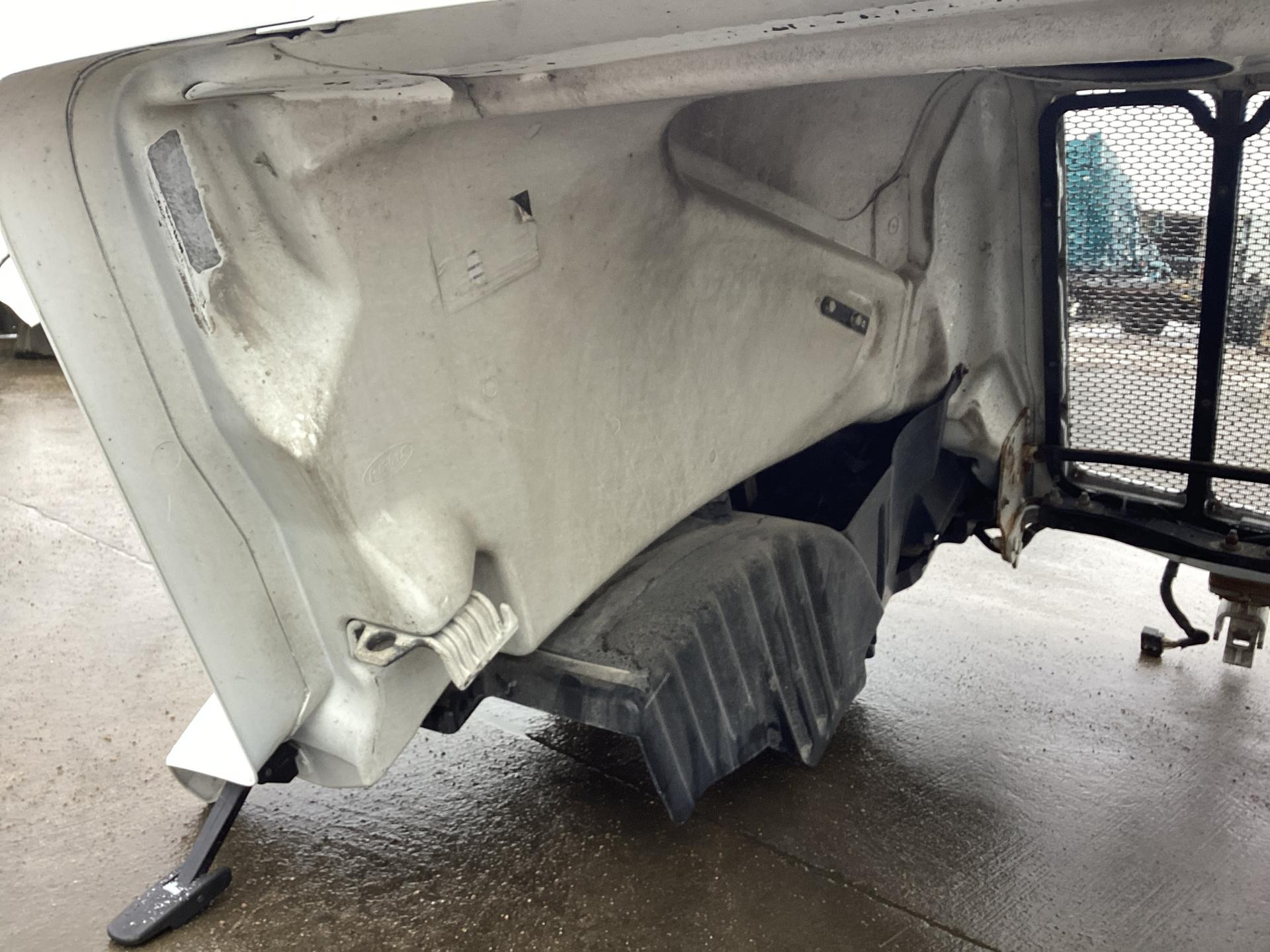 Peterbilt 579 Hood for Sale
