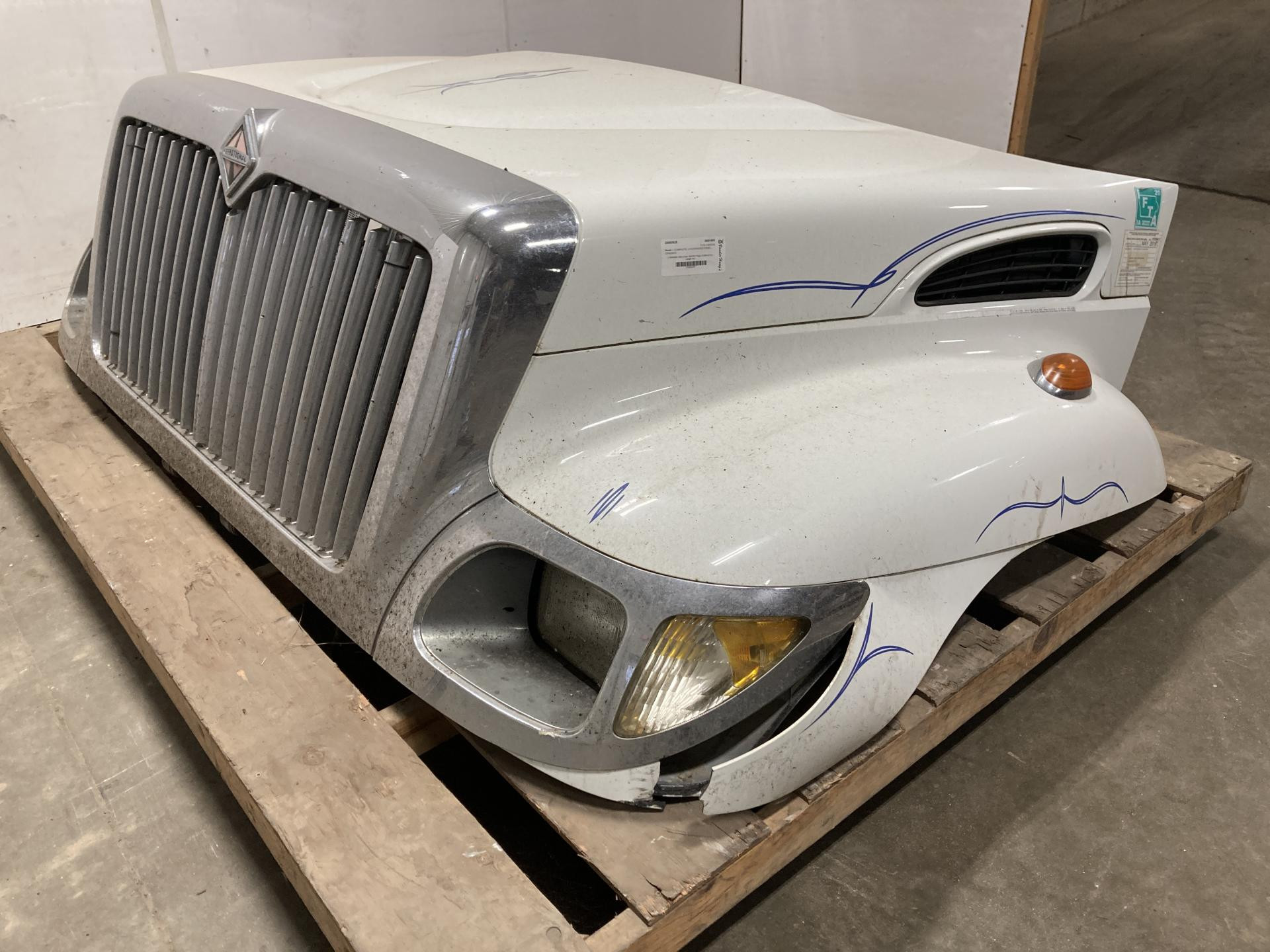 International 7500 Hood for Sale