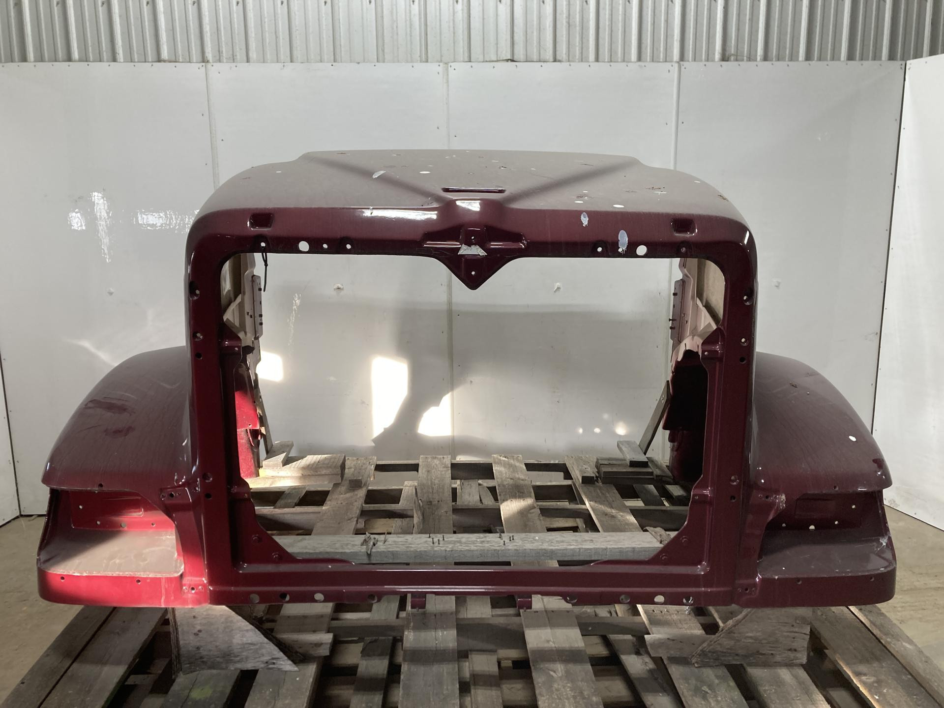 07-12522 | International 9900 Hood for Sale