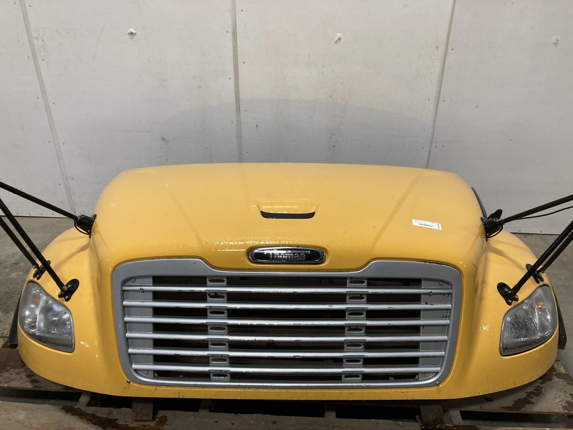 A17-15462-005 | Freightliner B2 Hood for Sale