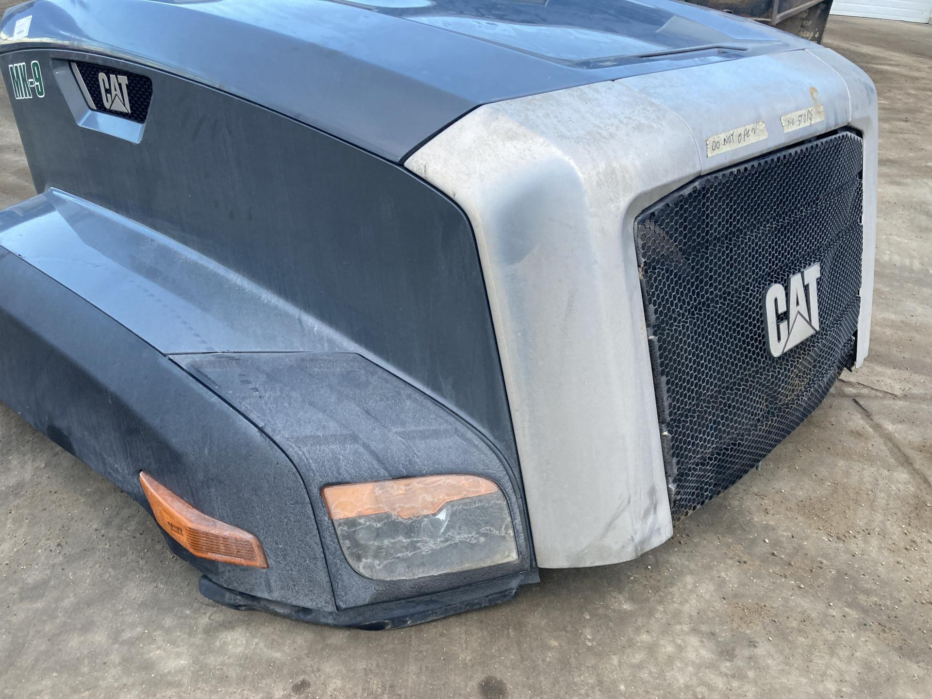 6118767C91 | CAT CT660 Hood for Sale