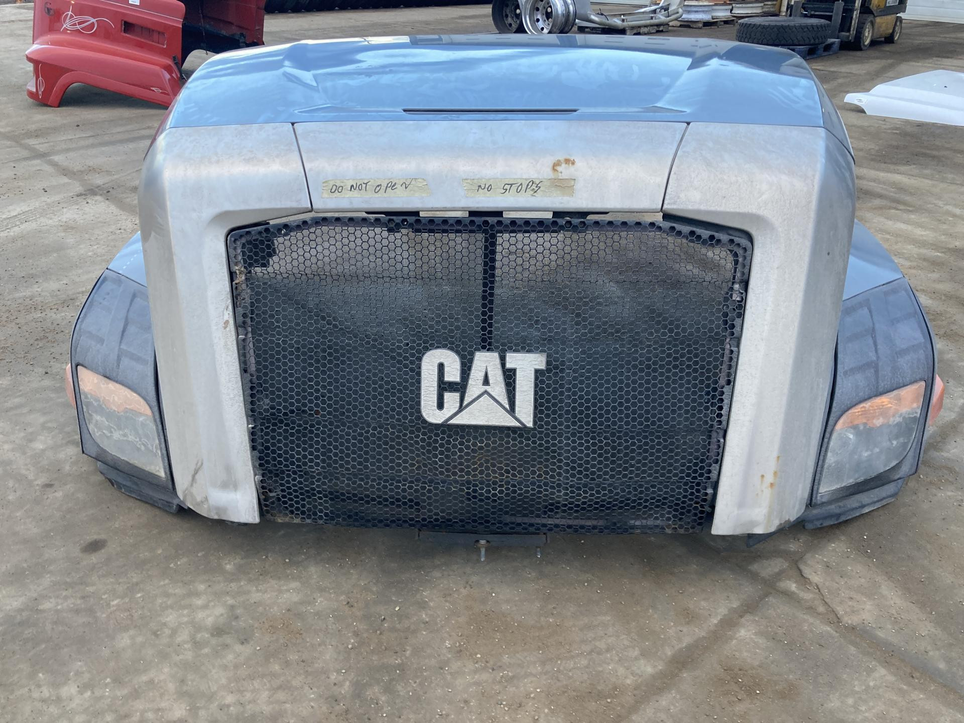 6118767C91 | CAT CT660 Hood for Sale