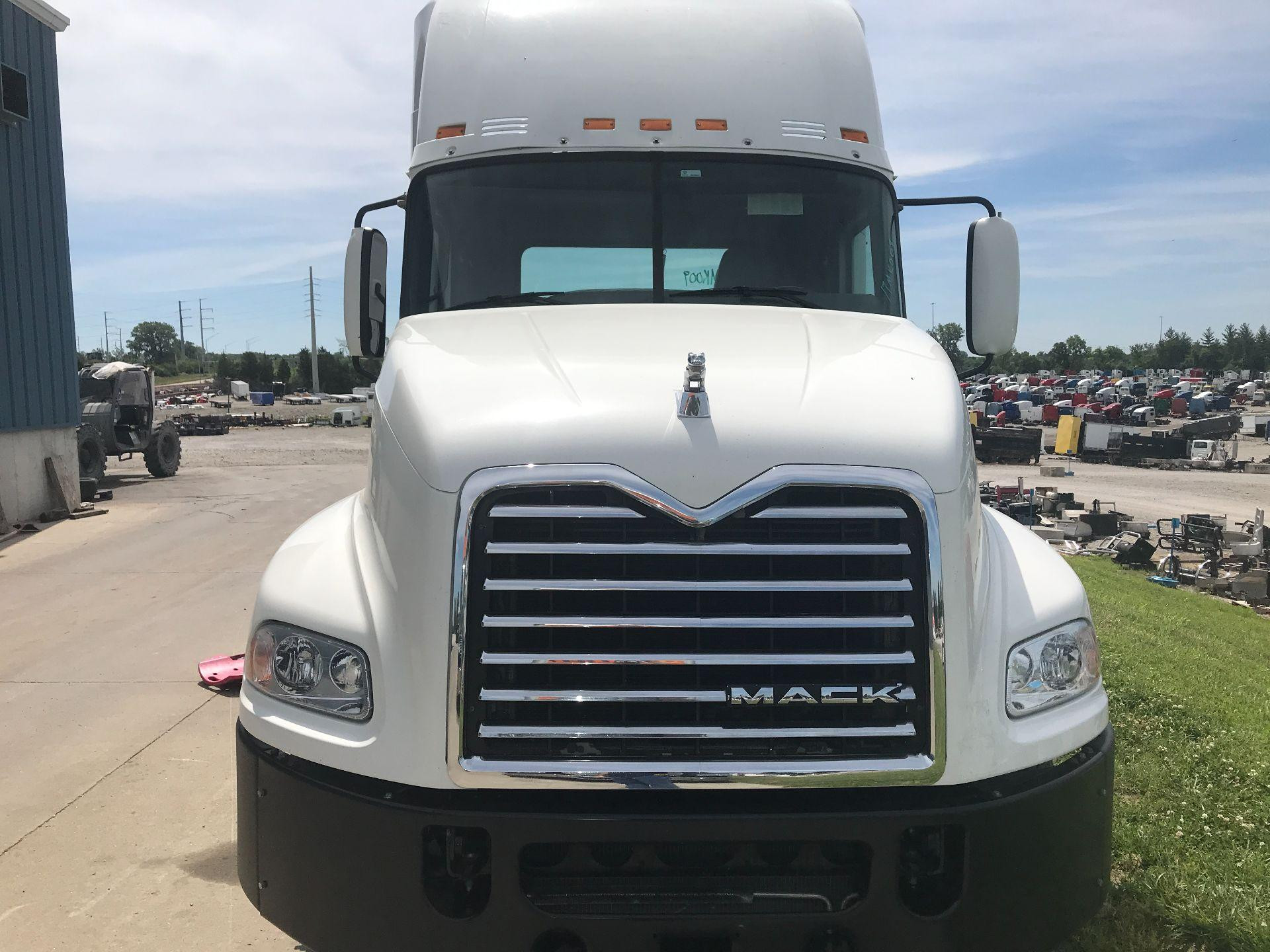 Mack CXU613 Hood for Sale
