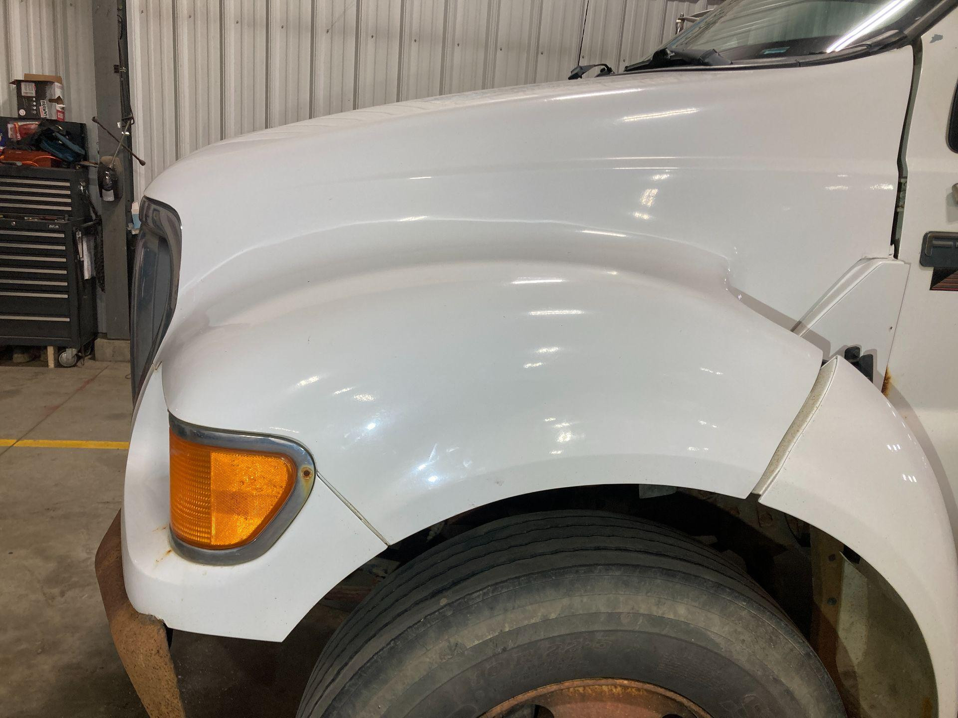 F81Z16612BB | Ford F650 Hood for Sale