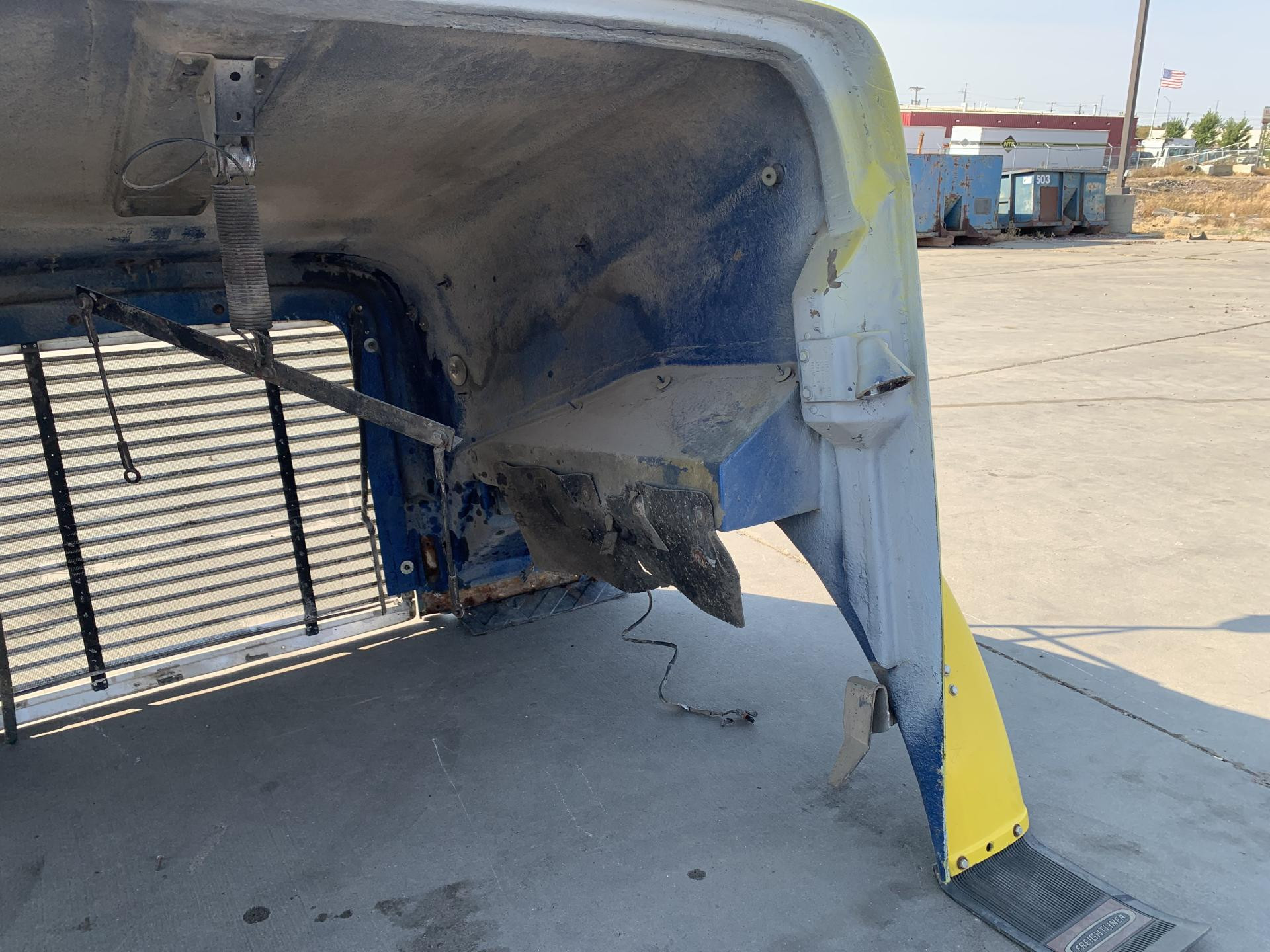 A17-12335-004 | Freightliner FLD120 CLASSIC Hood for Sale