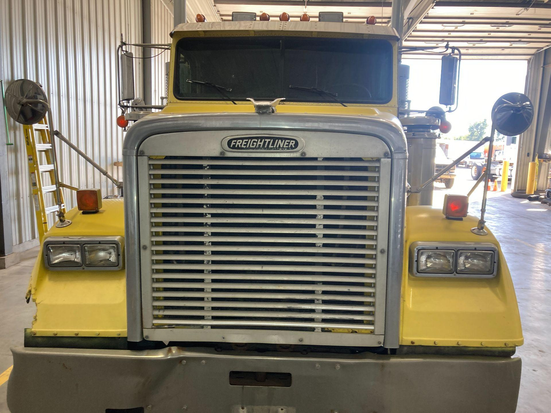A17-12335-004 | Freightliner FLD120 CLASSIC Hood for Sale