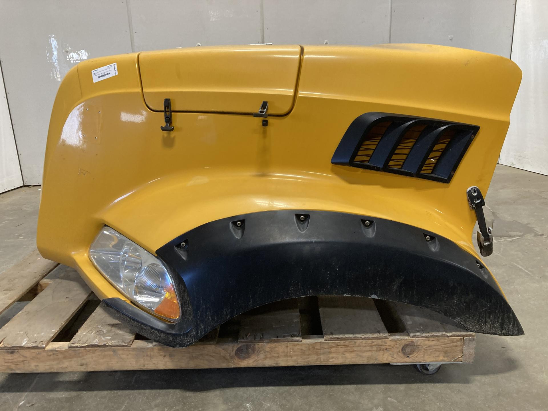Mack GU813 Hood for Sale