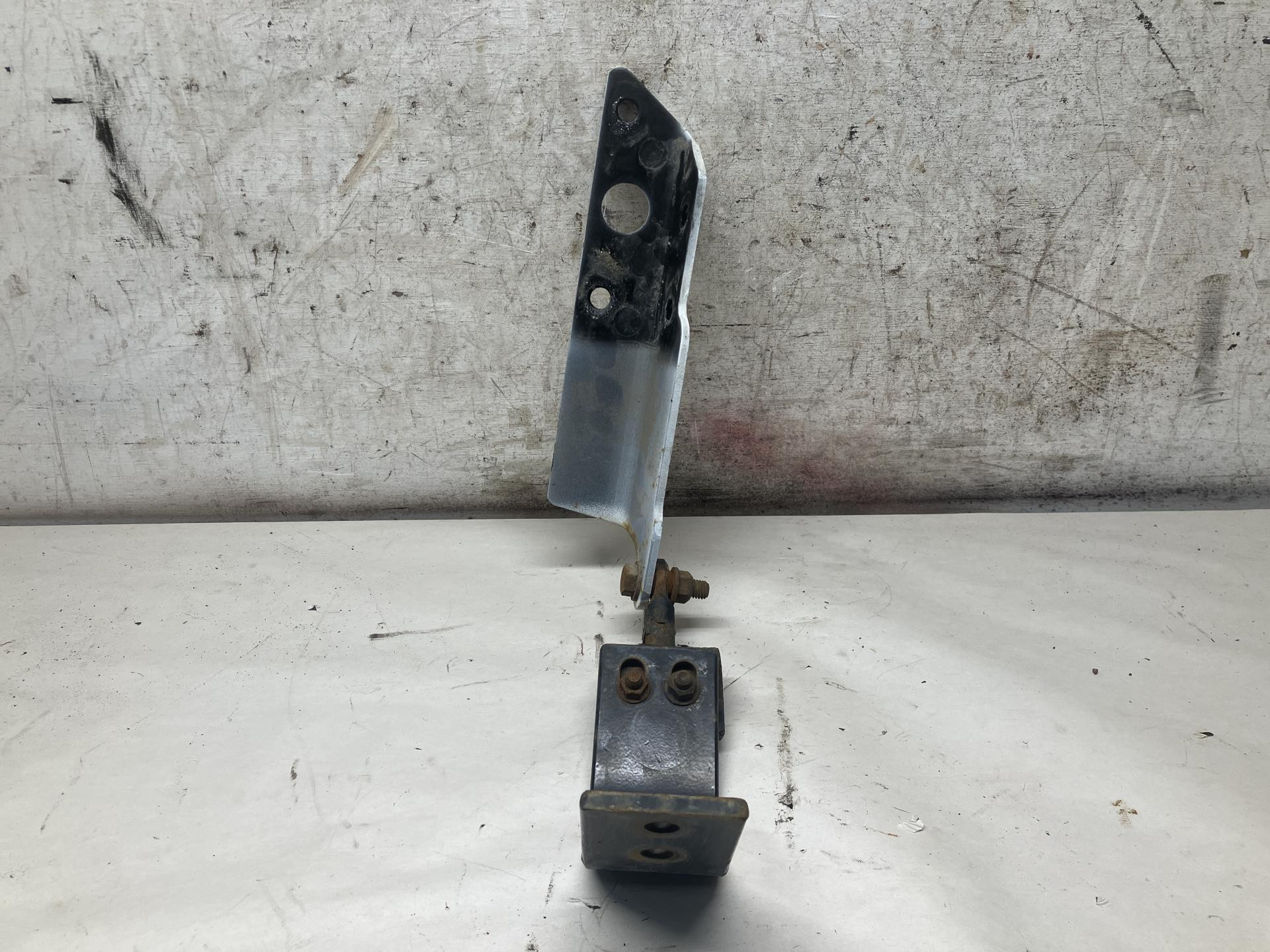 17-16530-003 | Freightliner M2 106 Hood Hinge for Sale