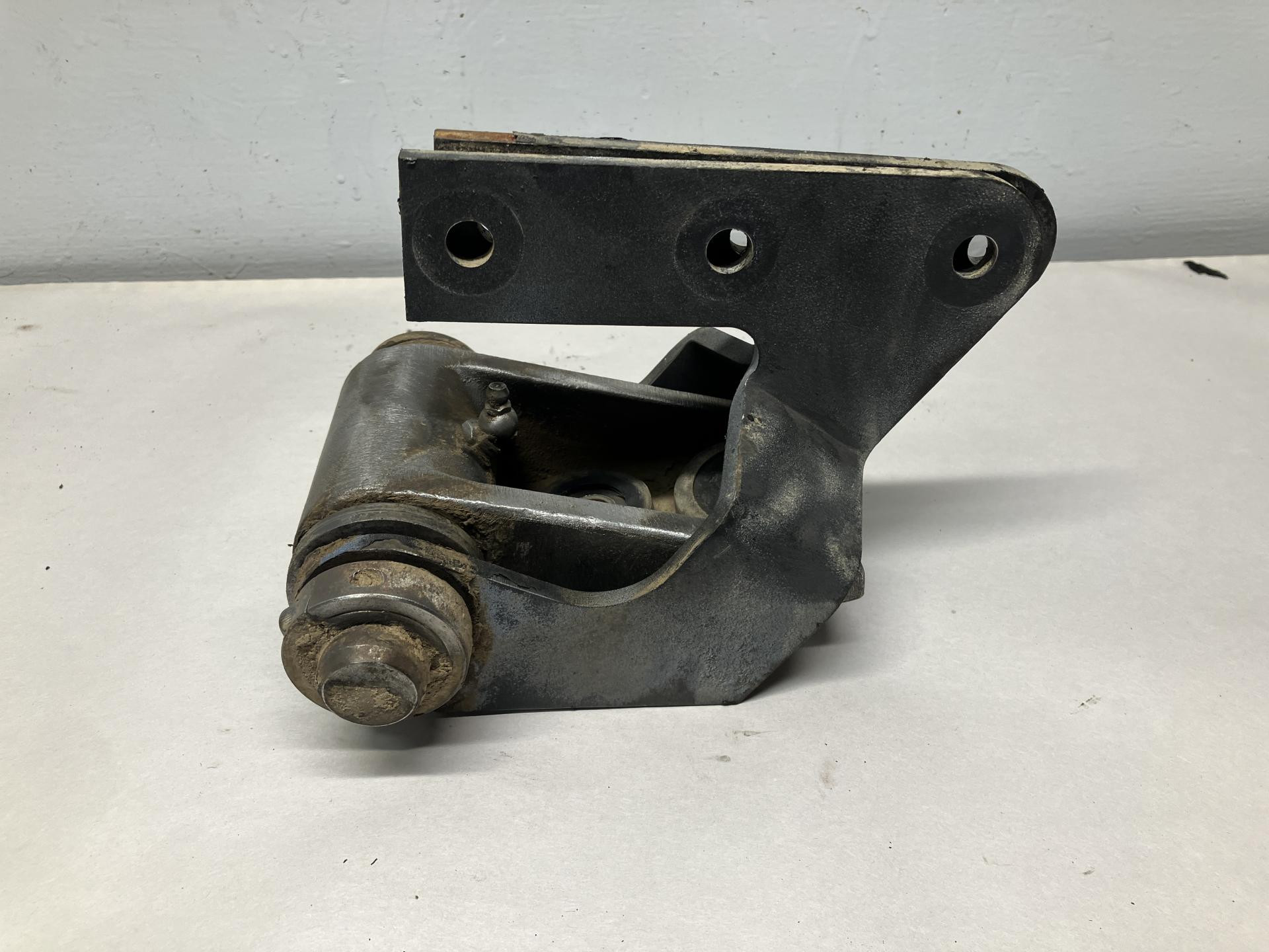 K277-409 | Kenworth T600 Hood Hinge for Sale