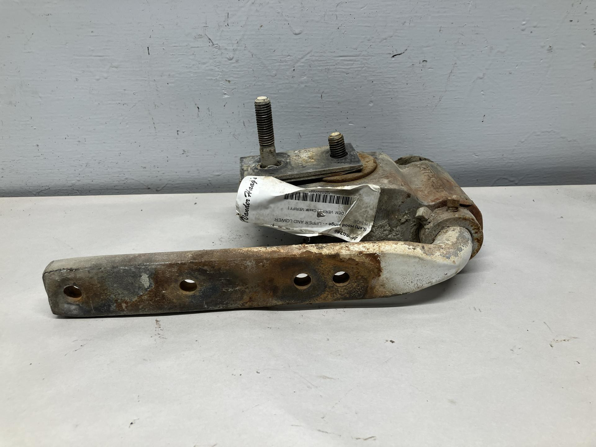 Kenworth T800 Hood Hinge for Sale