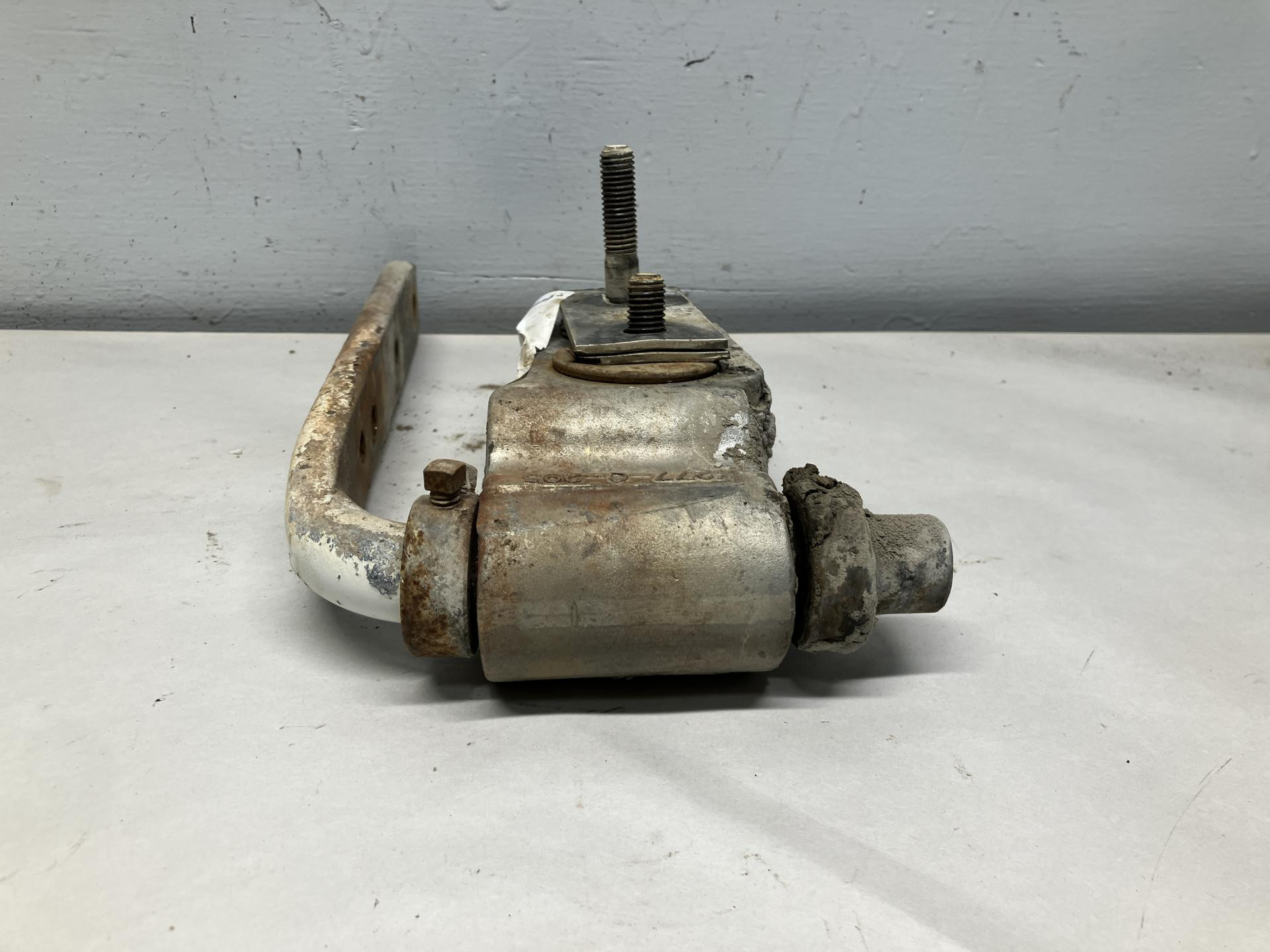 Kenworth T800 Hood Hinge for Sale