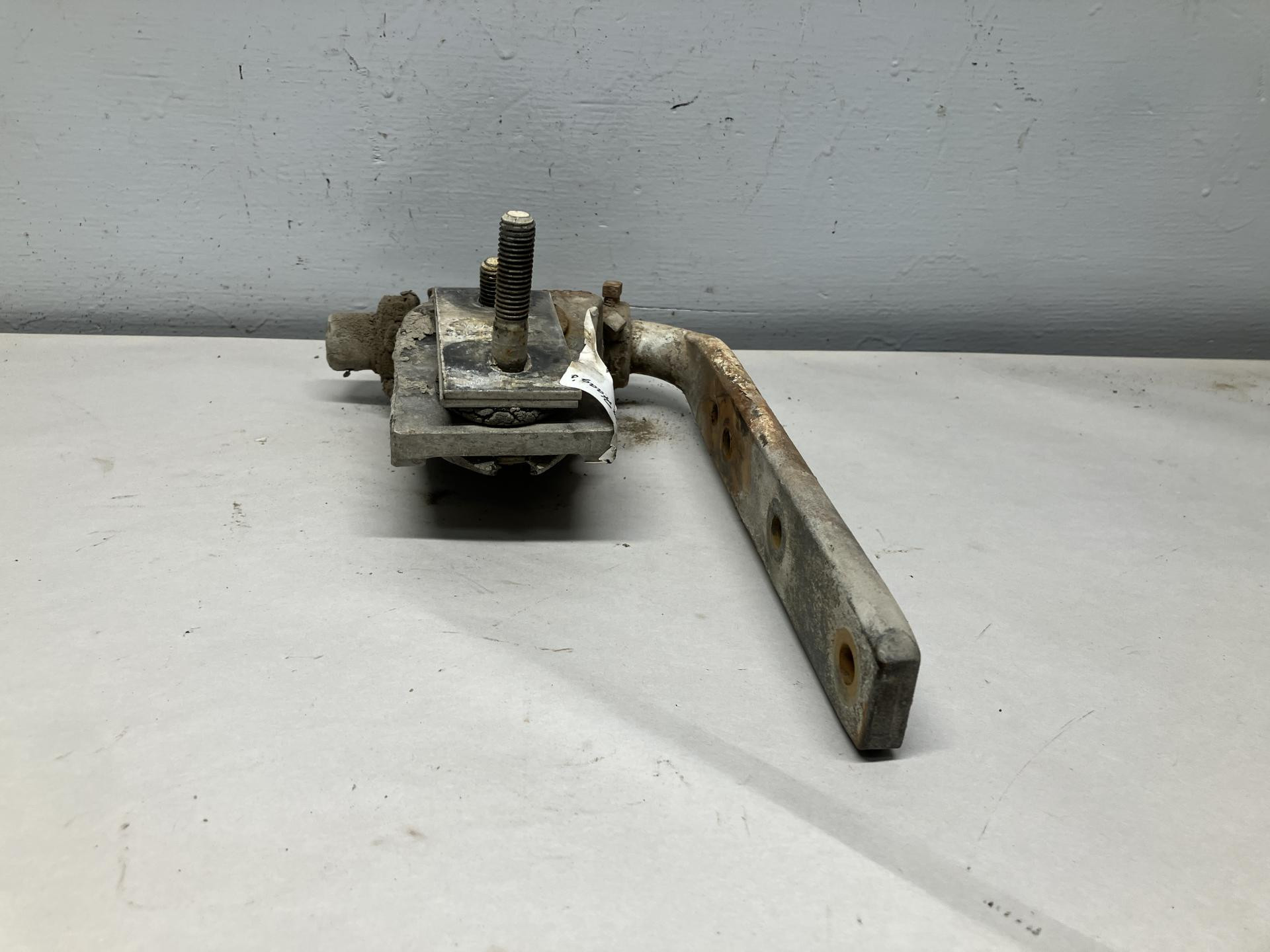 Kenworth T800 Hood Hinge for Sale
