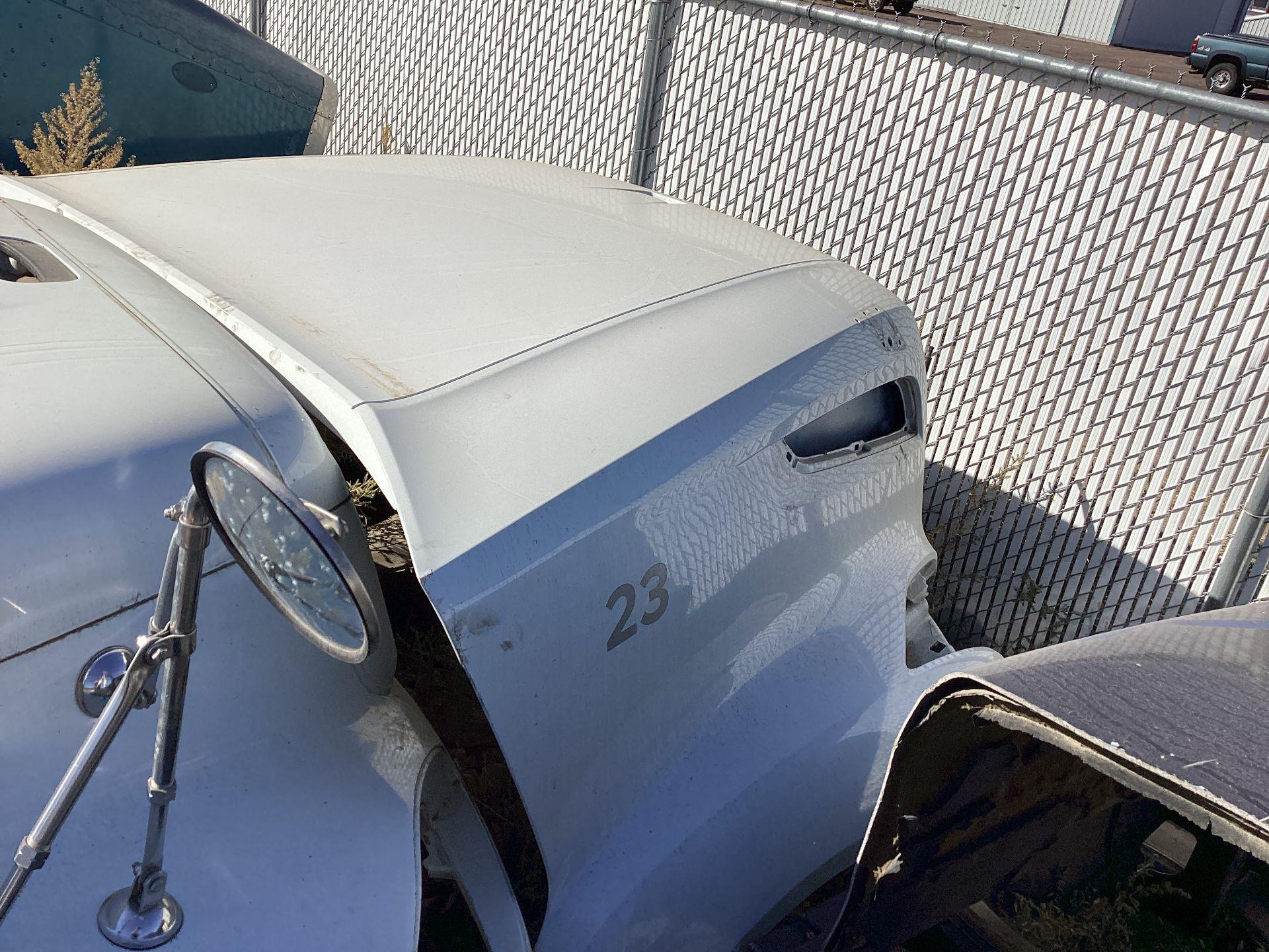 82758691 | Volvo VNL Hood Panel for Sale