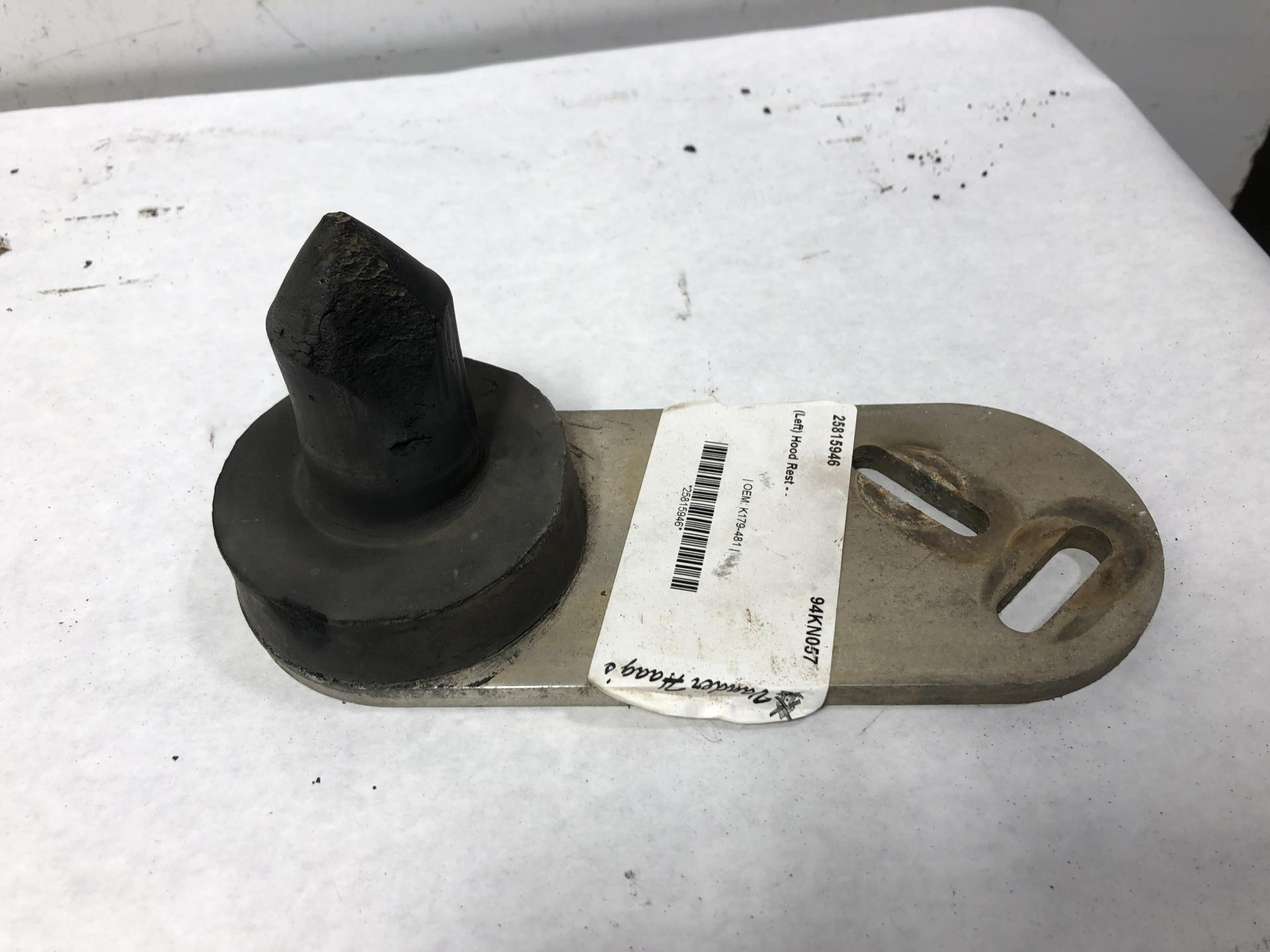 K179-481 | Kenworth W900L Hood Rest for Sale