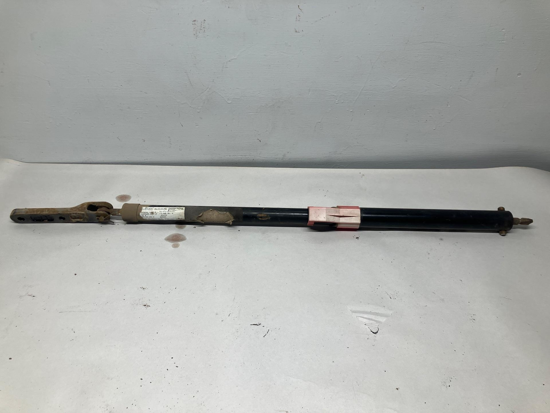 L71-6021 | Kenworth T680 Hood Shock for Sale
