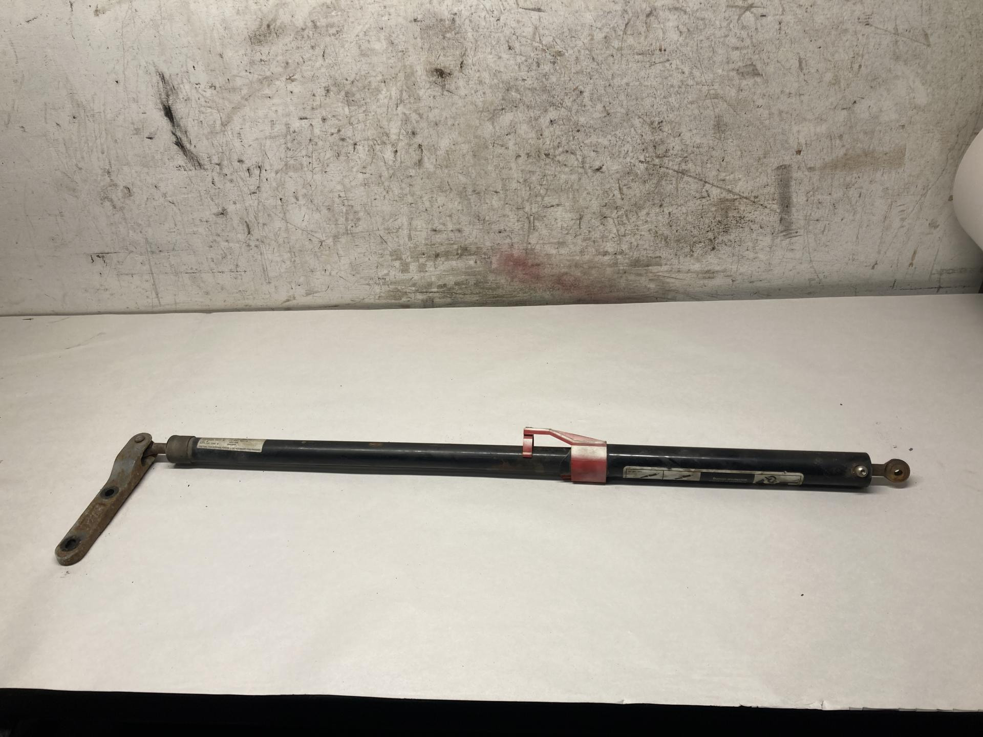 L71-6021 | Kenworth T680 Hood Shock for Sale