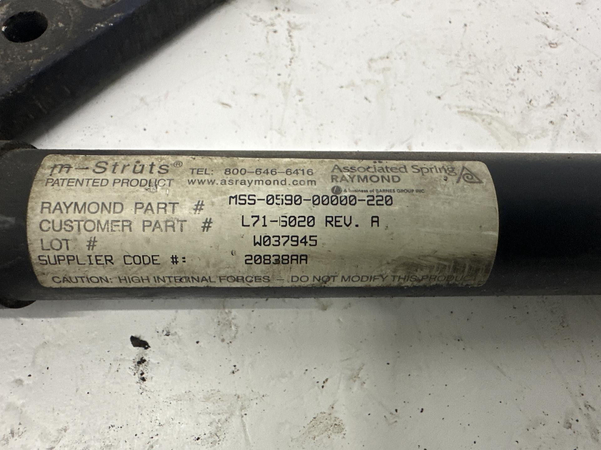 L71-6020 | Kenworth T680 Hood Shock for Sale