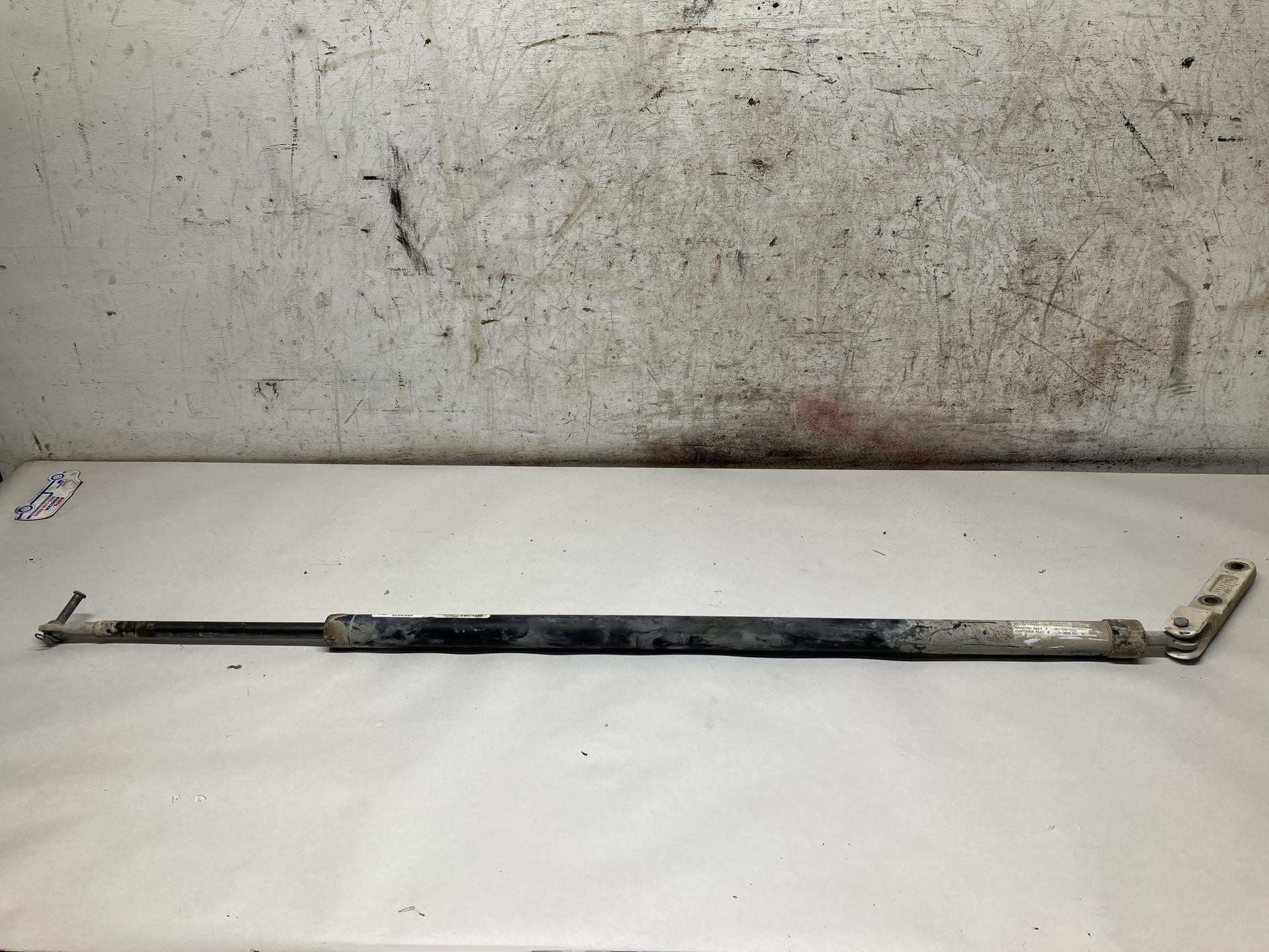 L71-6026 | Kenworth T880 Hood Shock for Sale