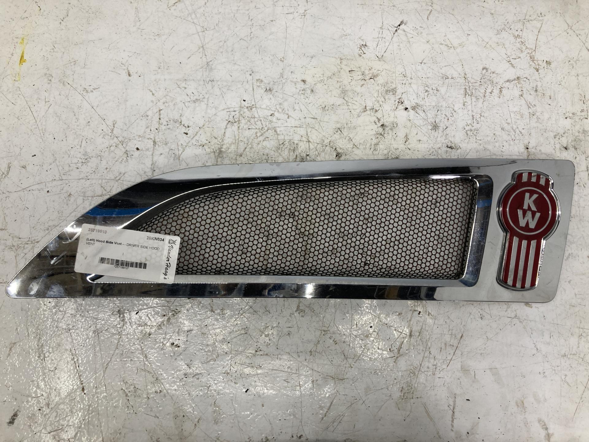 L46-6054 | Kenworth T680 Hood Side Vent for Sale