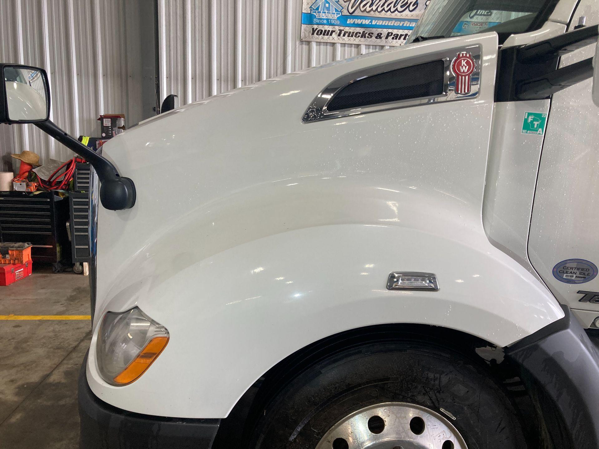 N/A | Kenworth T680 Hood for Sale