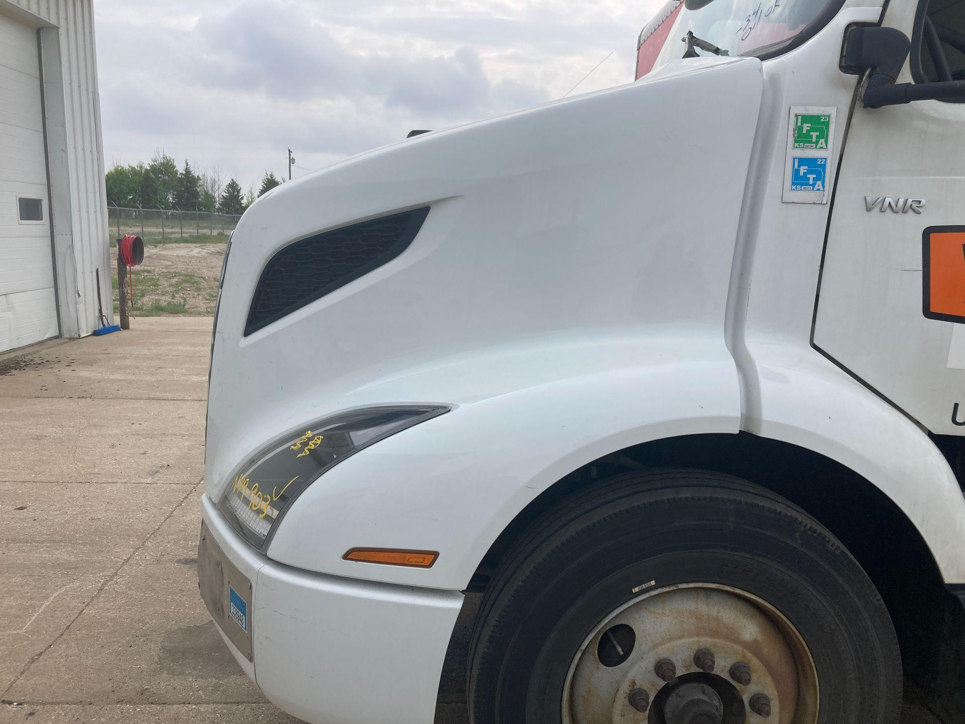 Volvo VNR Hood for Sale