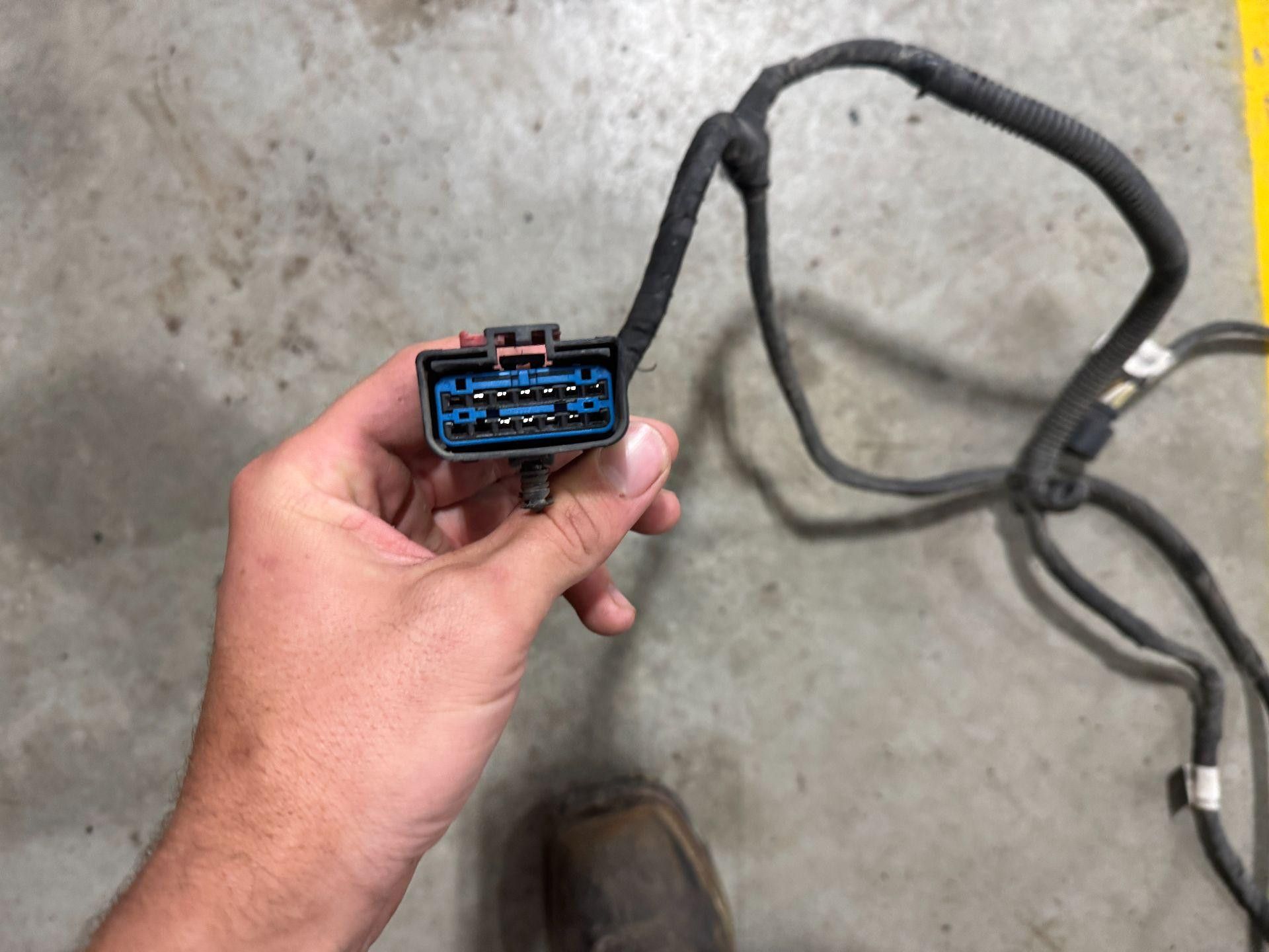 L92-1026-1000 | Kenworth T680 Hood Wiring Harness for Sale