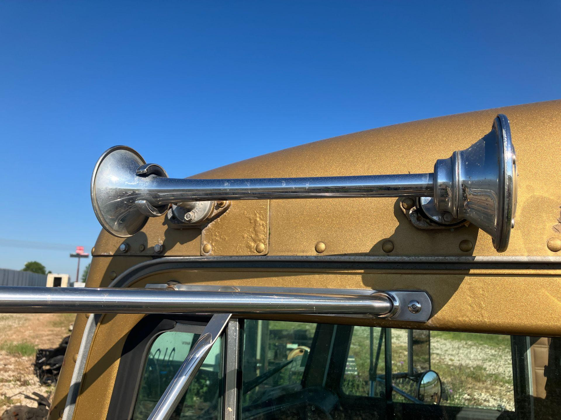 Peterbilt 365 Horn for Sale