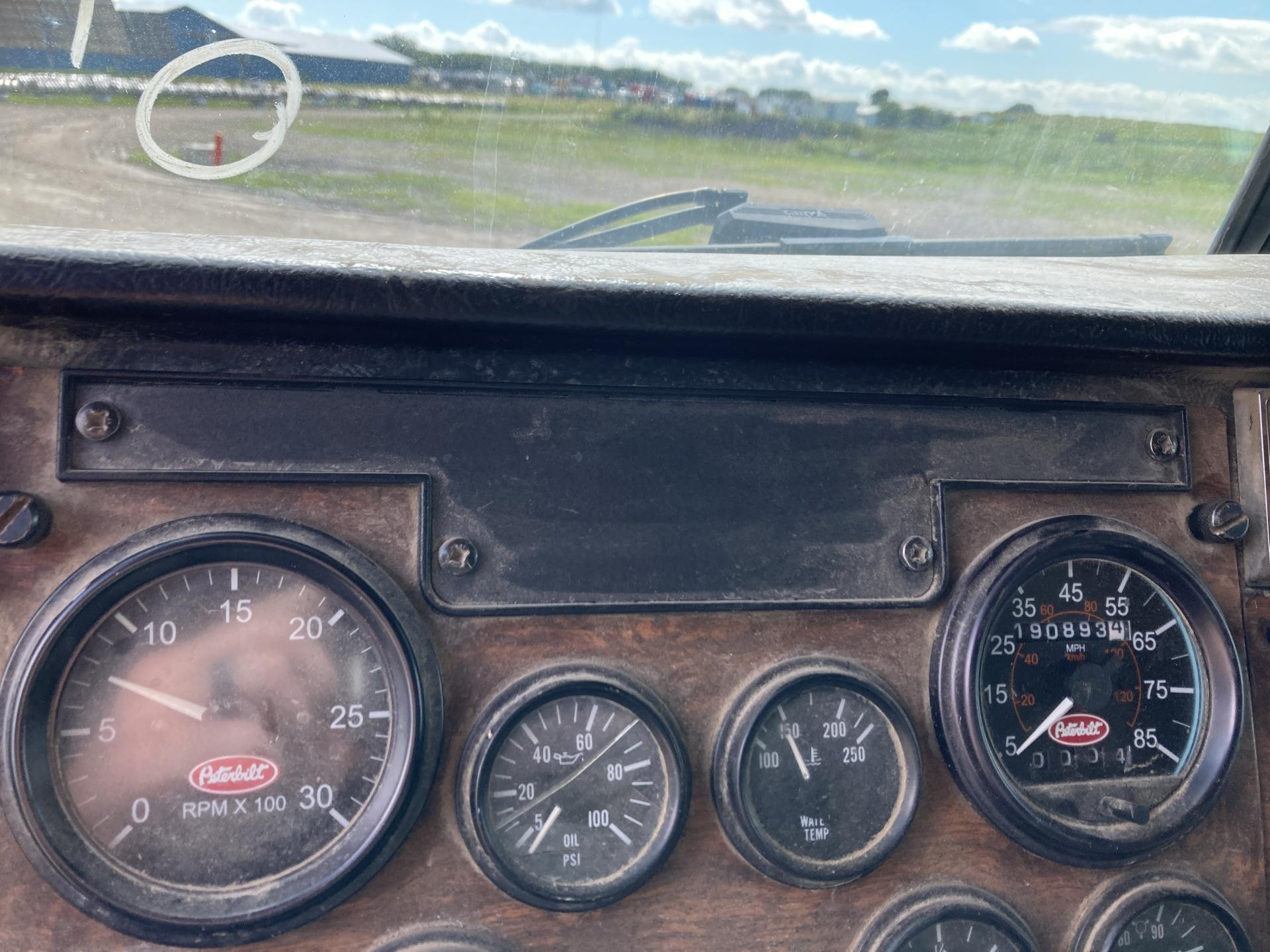 Peterbilt 377 Miscellaneous Lighting for Sale