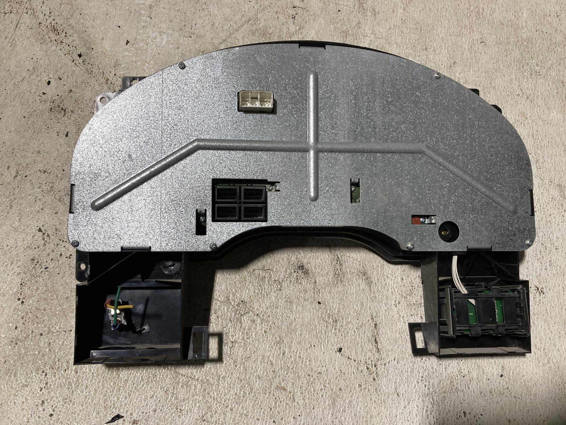 3554419F93 | International 7600 Speedometer Instrument Cluster for Sale
