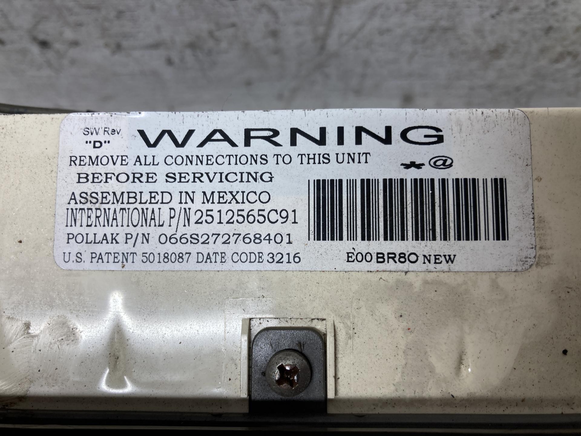 2512565C91 | International 4700 Speedometer Instrument Cluster for Sale