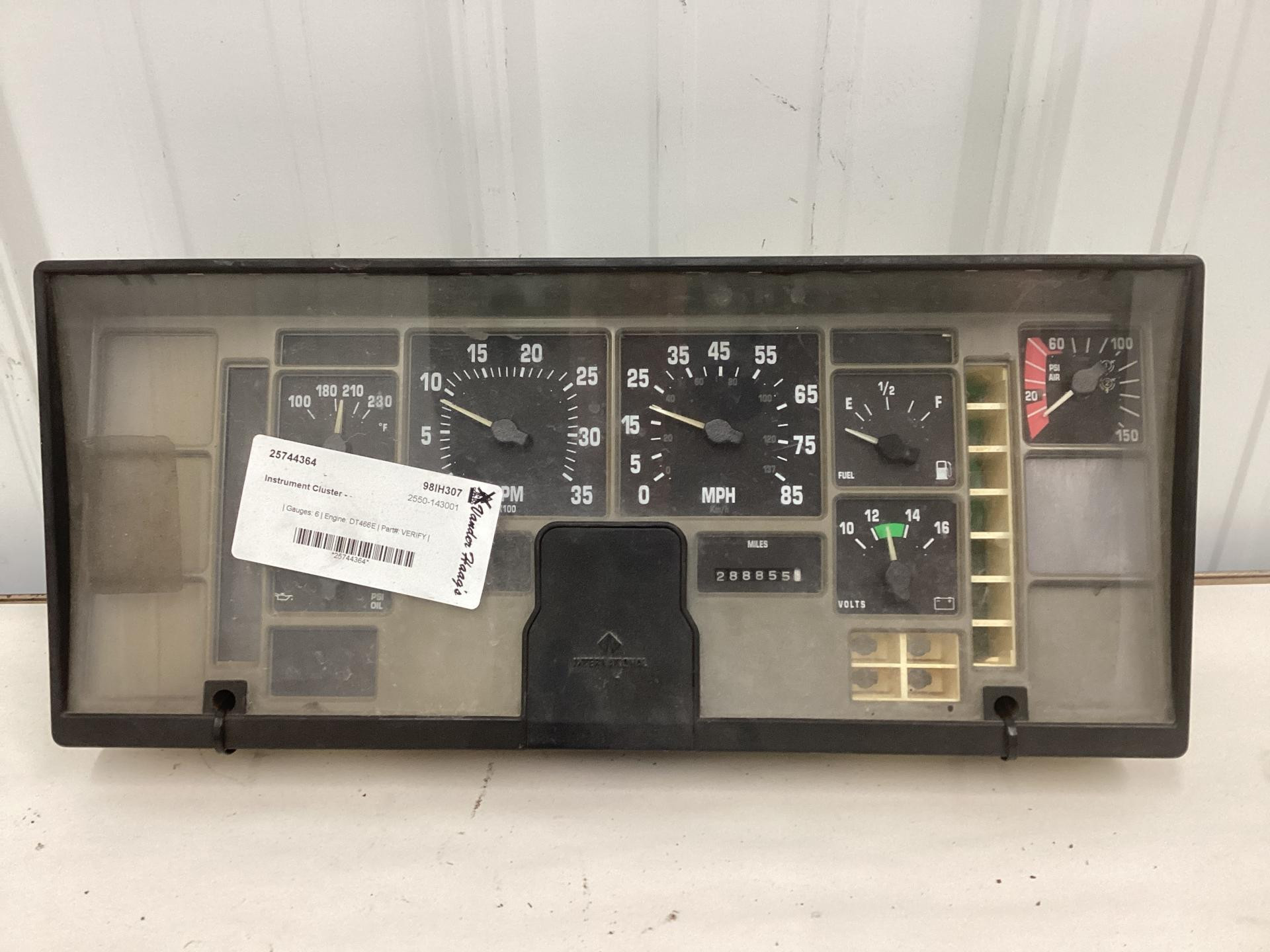 3513333C91 | International 4700 Speedometer Instrument Cluster for Sale