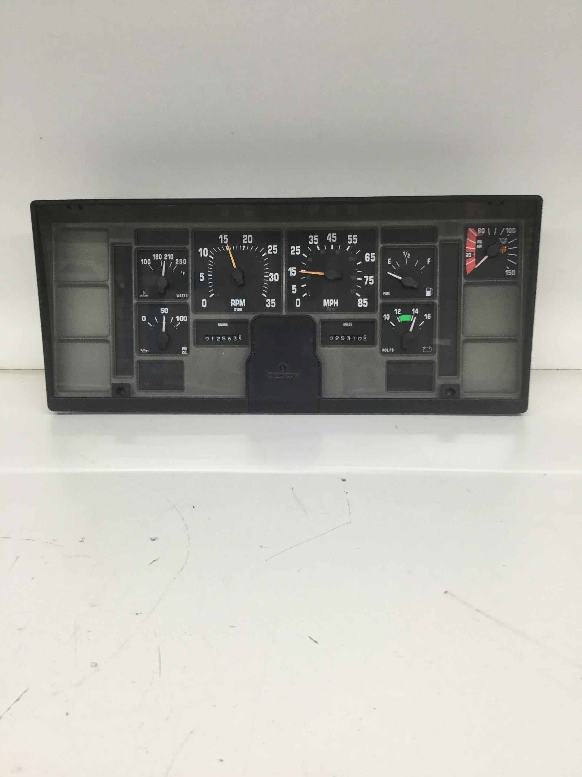 3513363C91 | International 4700 Speedometer Instrument Cluster for Sale