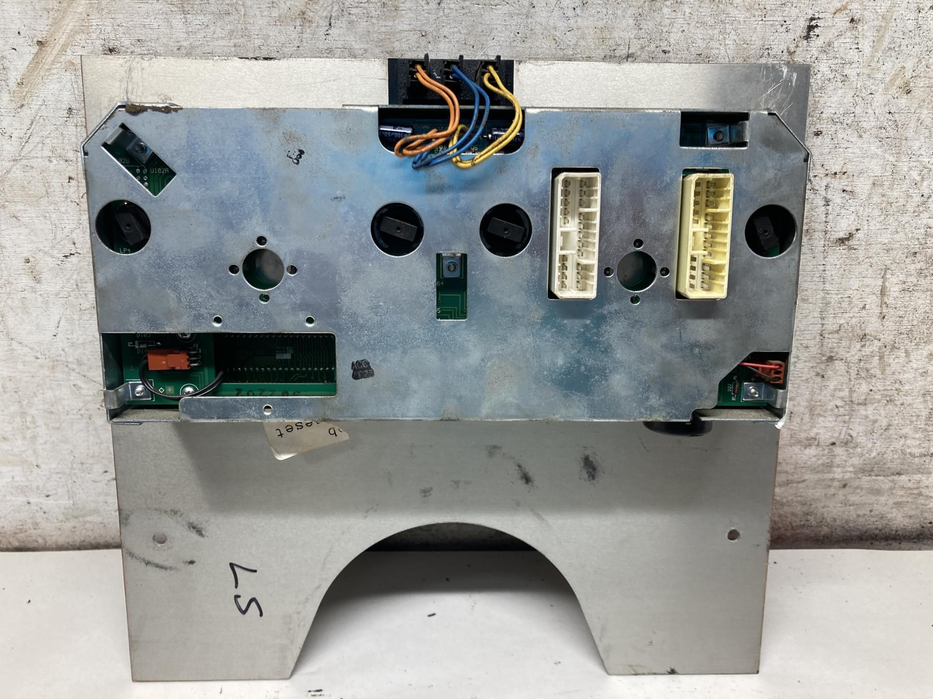 3503497C92 | International 9400 Speedometer Instrument Cluster for Sale