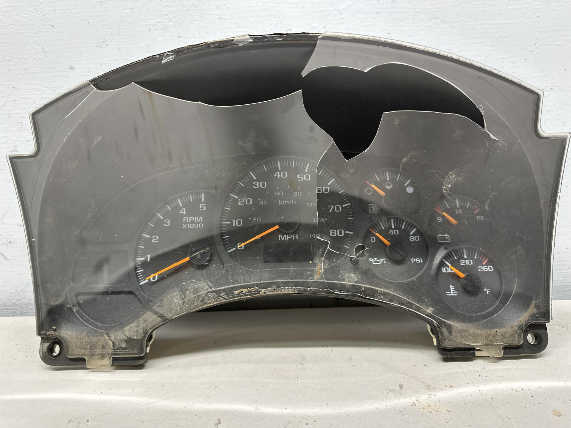 94669313 | GMC C8500 Speedometer Instrument Cluster for Sale