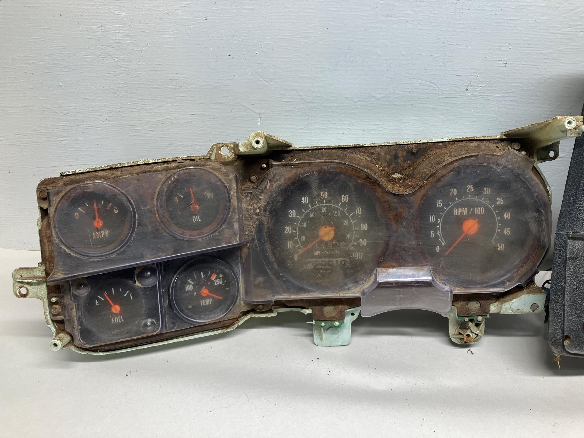Chevrolet C70 Speedometer Instrument Cluster for Sale