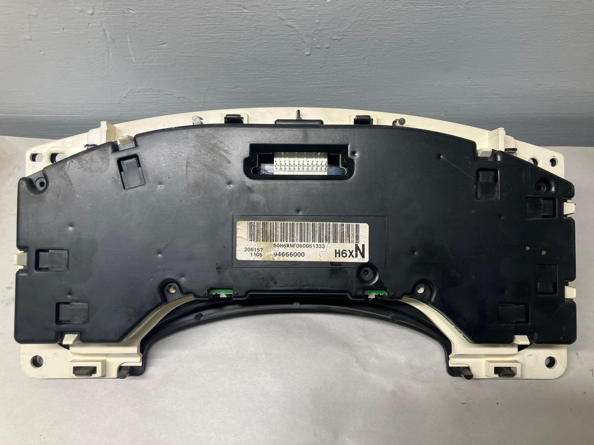 94665993 | Chevrolet C7500 Speedometer Instrument Cluster for Sale