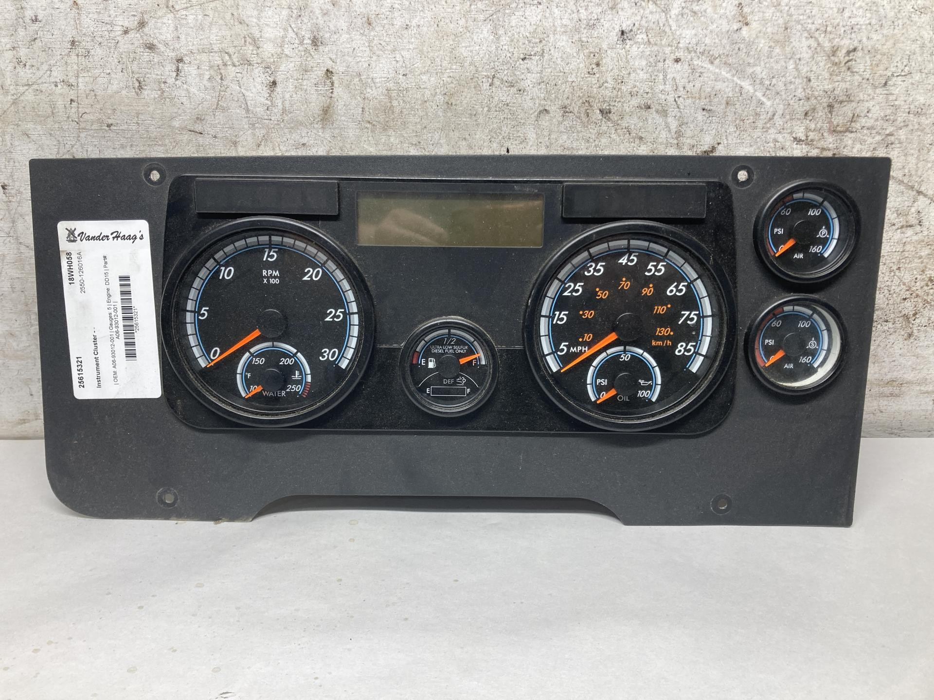 A06-93012-001 | Freightliner CASCADIA Speedometer Instrument Cluster for Sa