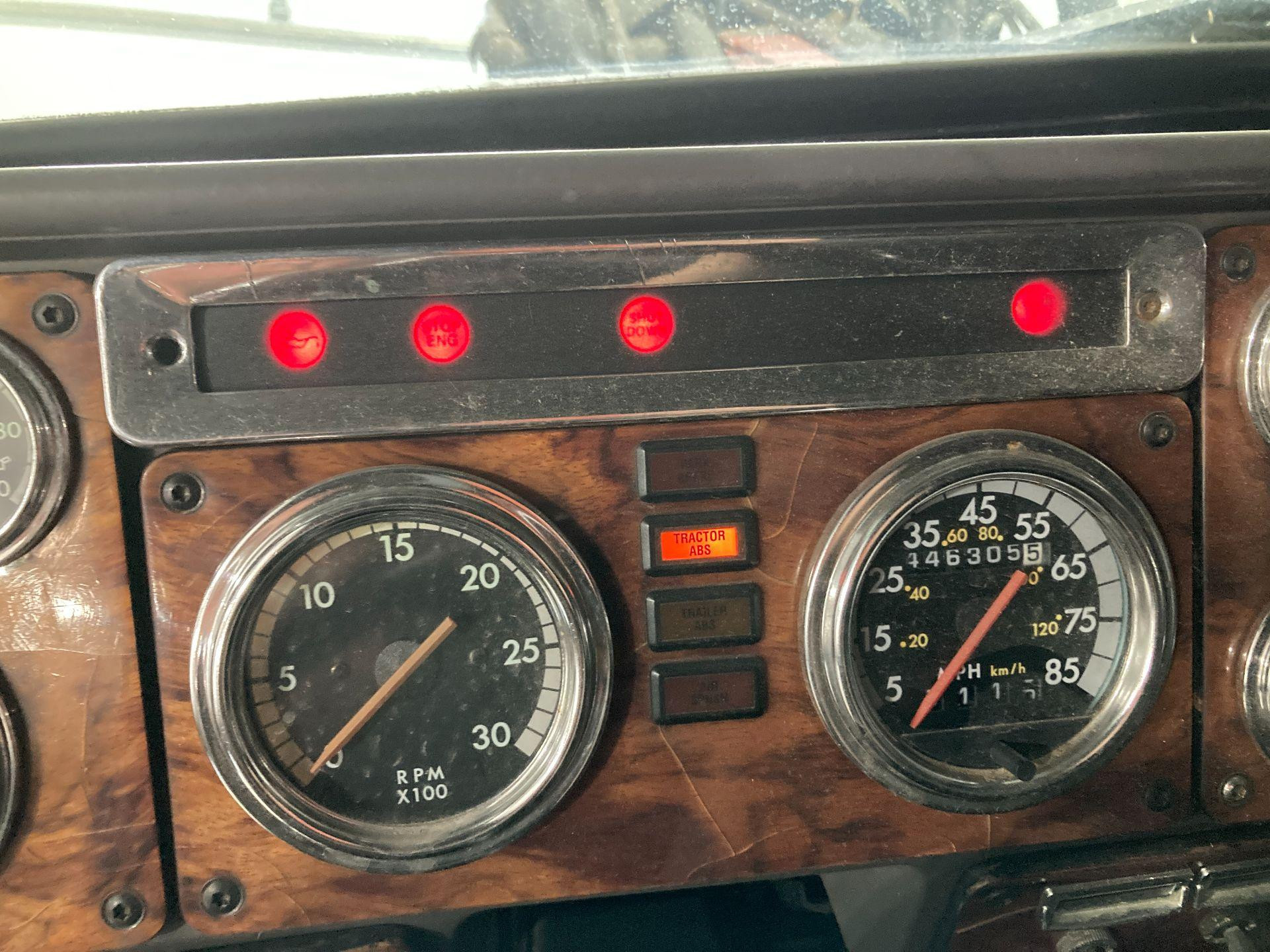 Freightliner CLASSIC XL Dash Panel for Sale