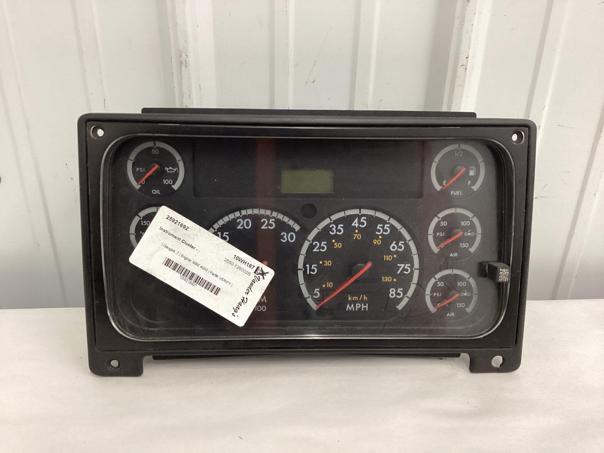 20091113 | Freightliner COLUMBIA 120 Speedometer Instrument Cluster for Sal