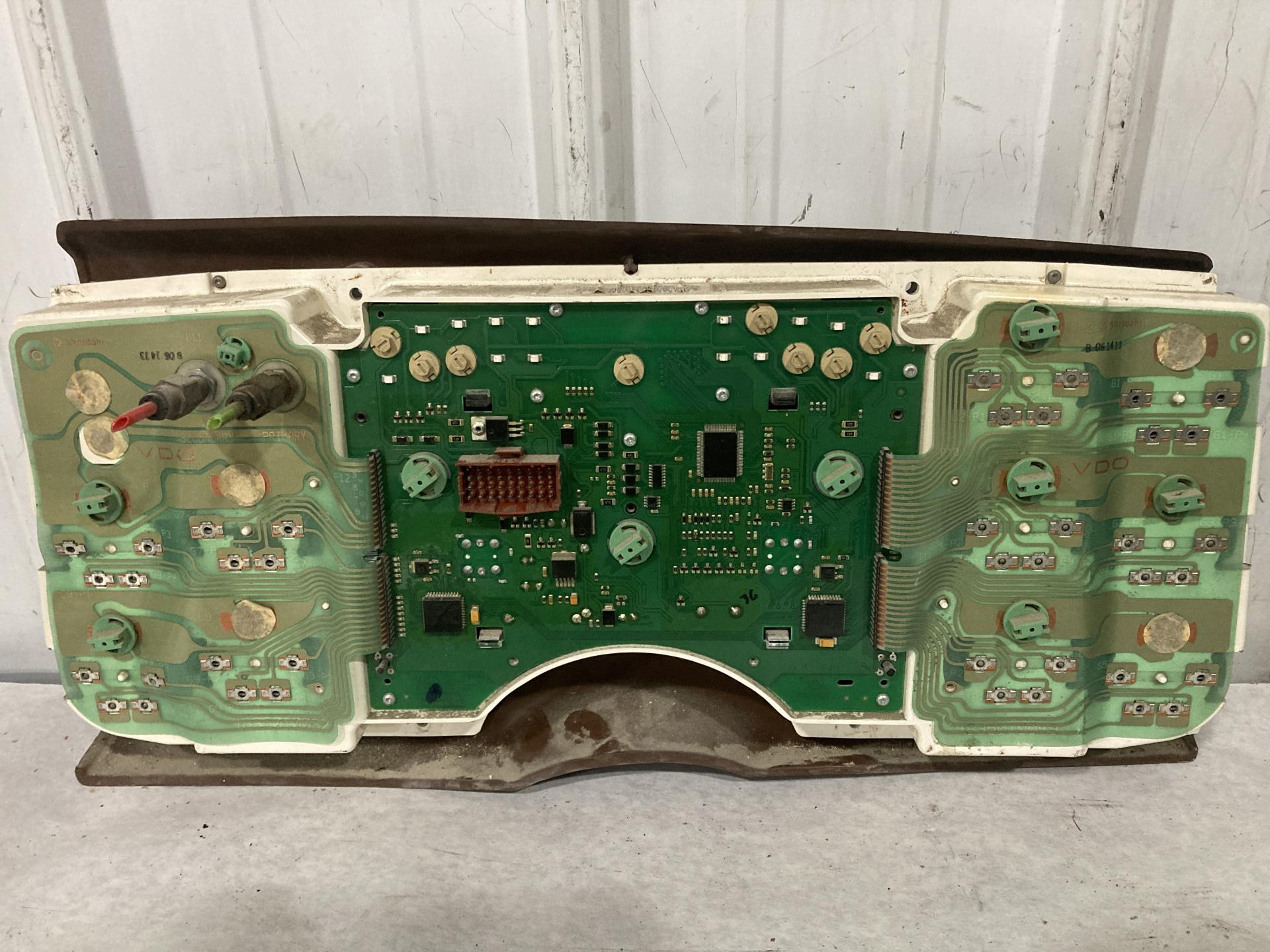 A2C53163661 | Mack CXN Speedometer Instrument Cluster for Sale