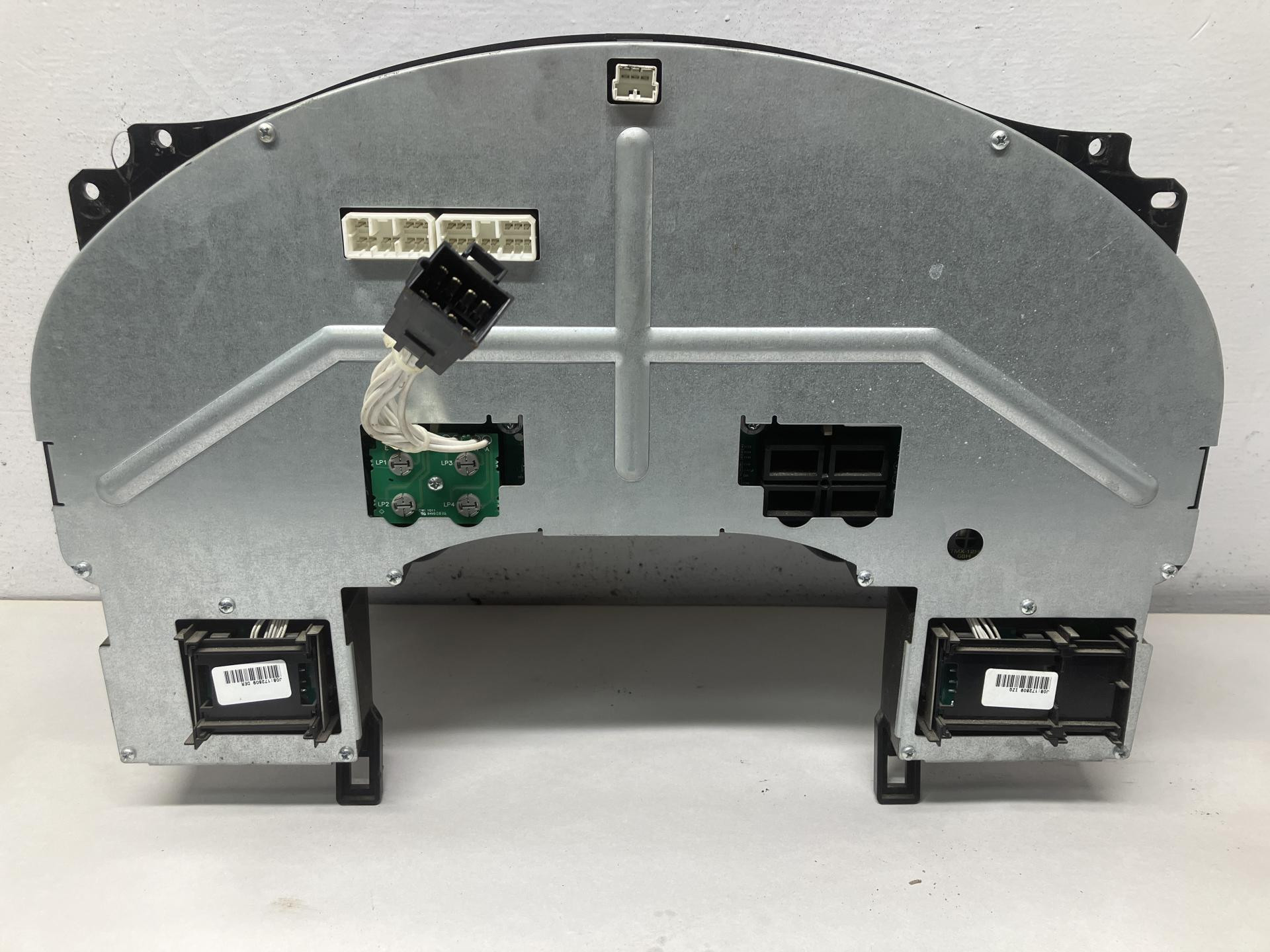 2602886C93 | International DURASTAR (4300) Speedometer Instrument Cluster f
