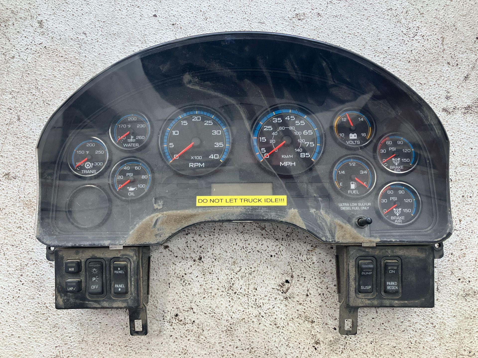 3626975F92 | International DURASTAR (4300) Speedometer Instrument Cluster f