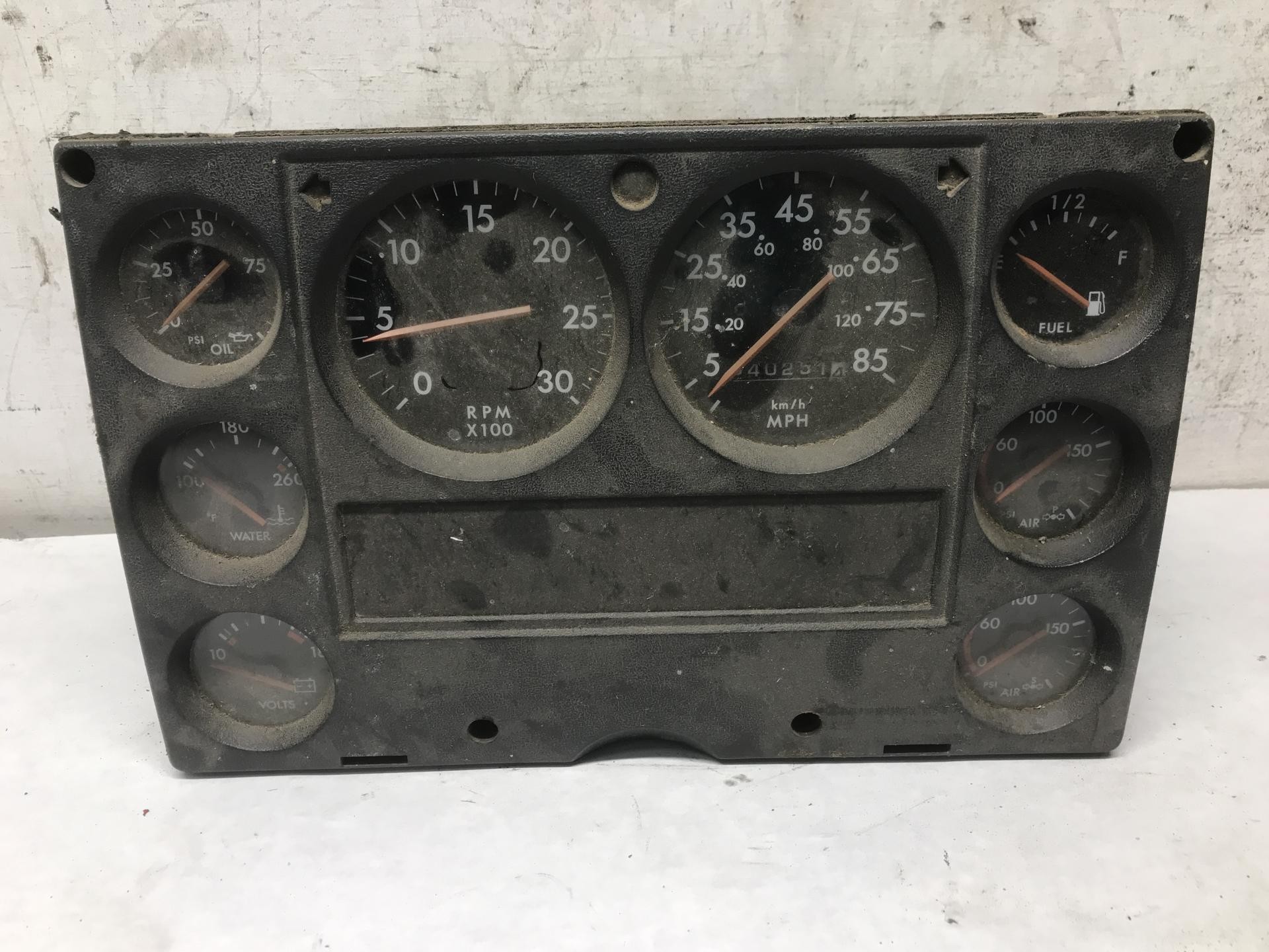A22-47847-113 | Freightliner FL70 Speedometer Instrument Cluster for Sale
