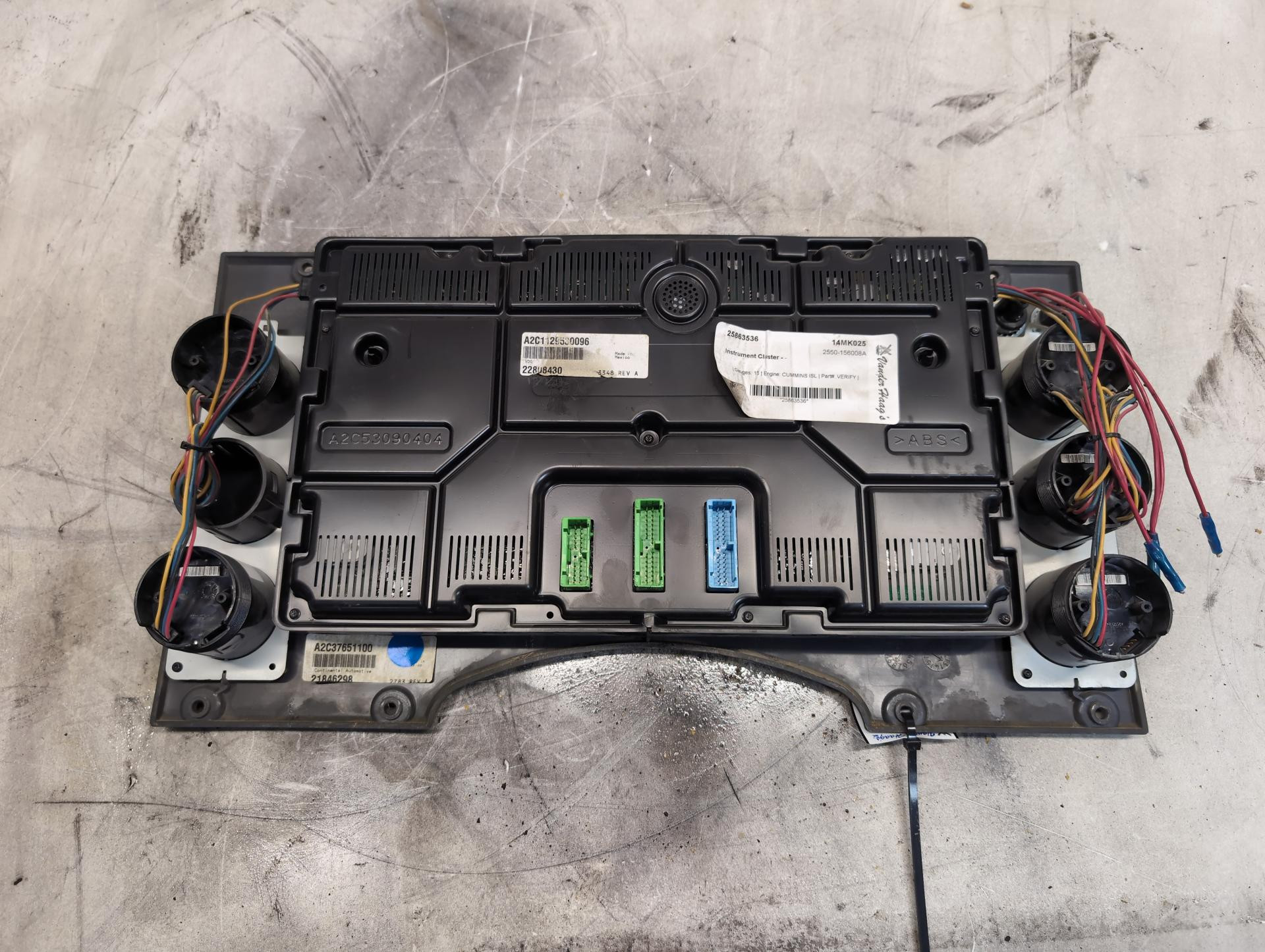 A2C53090404 | Mack GU400 Speedometer Instrument Cluster for Sale