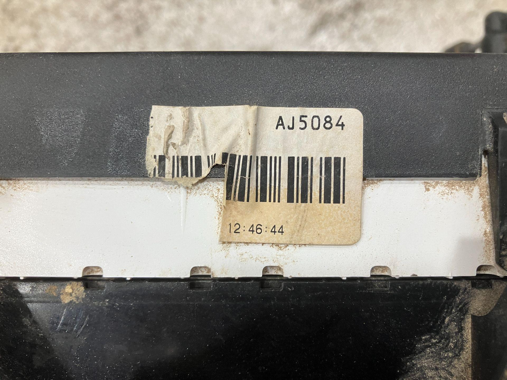 AJ5084 | Sterling L9513 Speedometer Instrument Cluster for Sale
